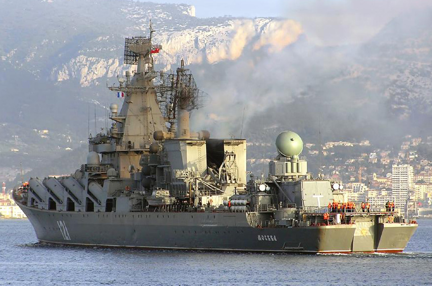 Reportage photo : Le croiseur russe Moskva étale sa puissance à Toulon ...