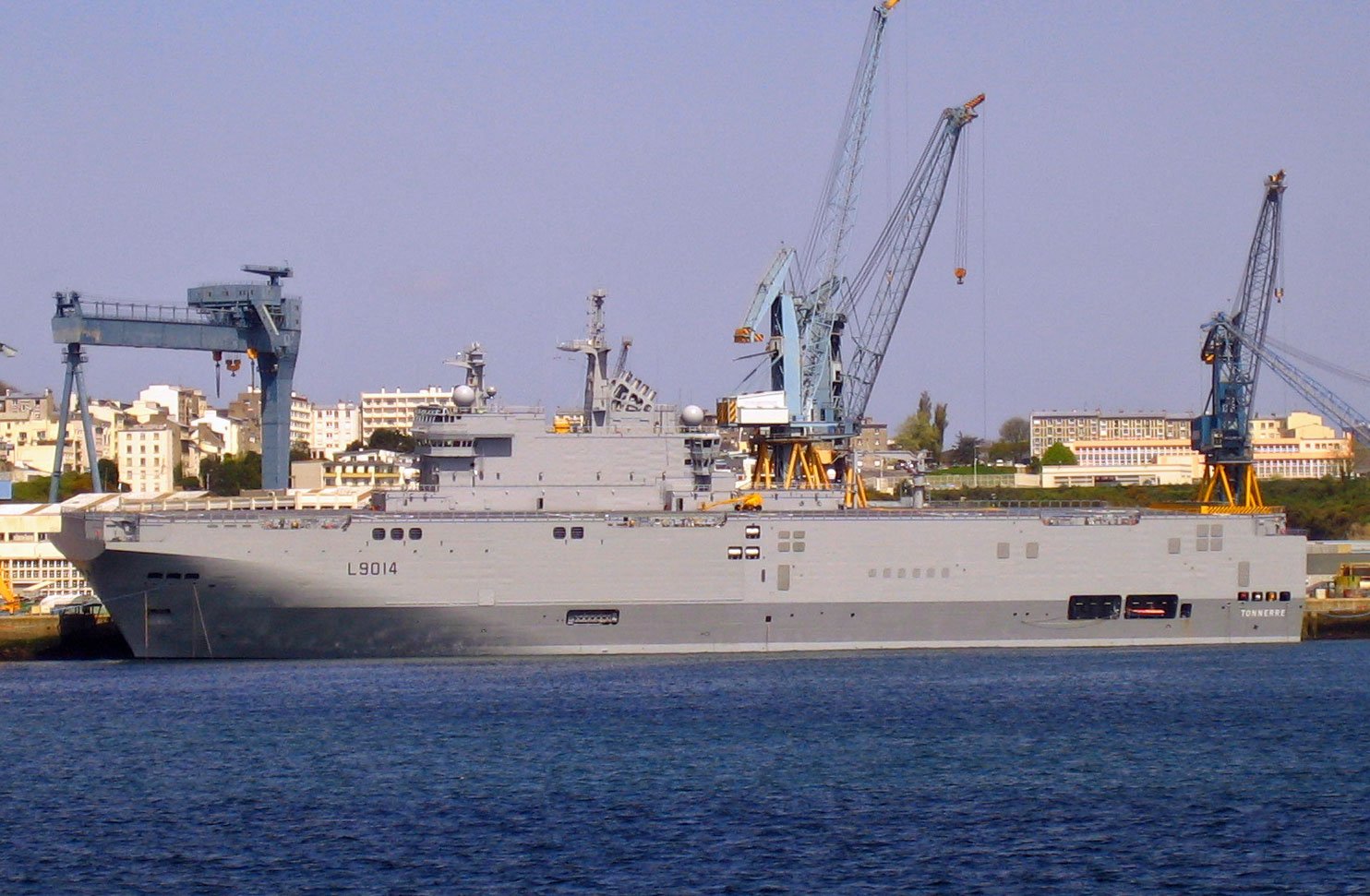 Le BPC Tonnerre pourrait quitter Brest la semaine prochaine | Mer et Marine