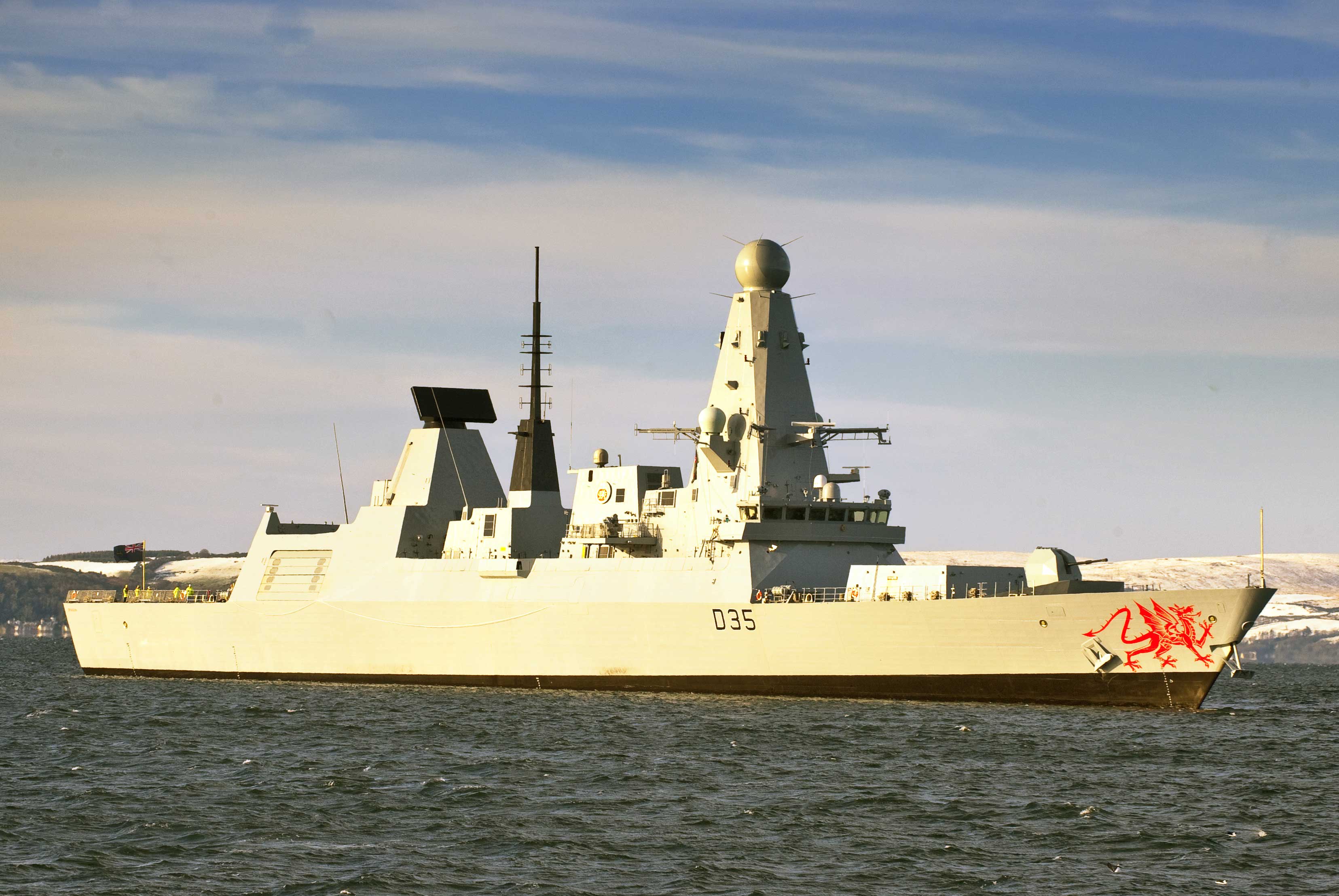 Le destroyer HMS Dragon achève ses premiers essais mer | Mer et Marine
