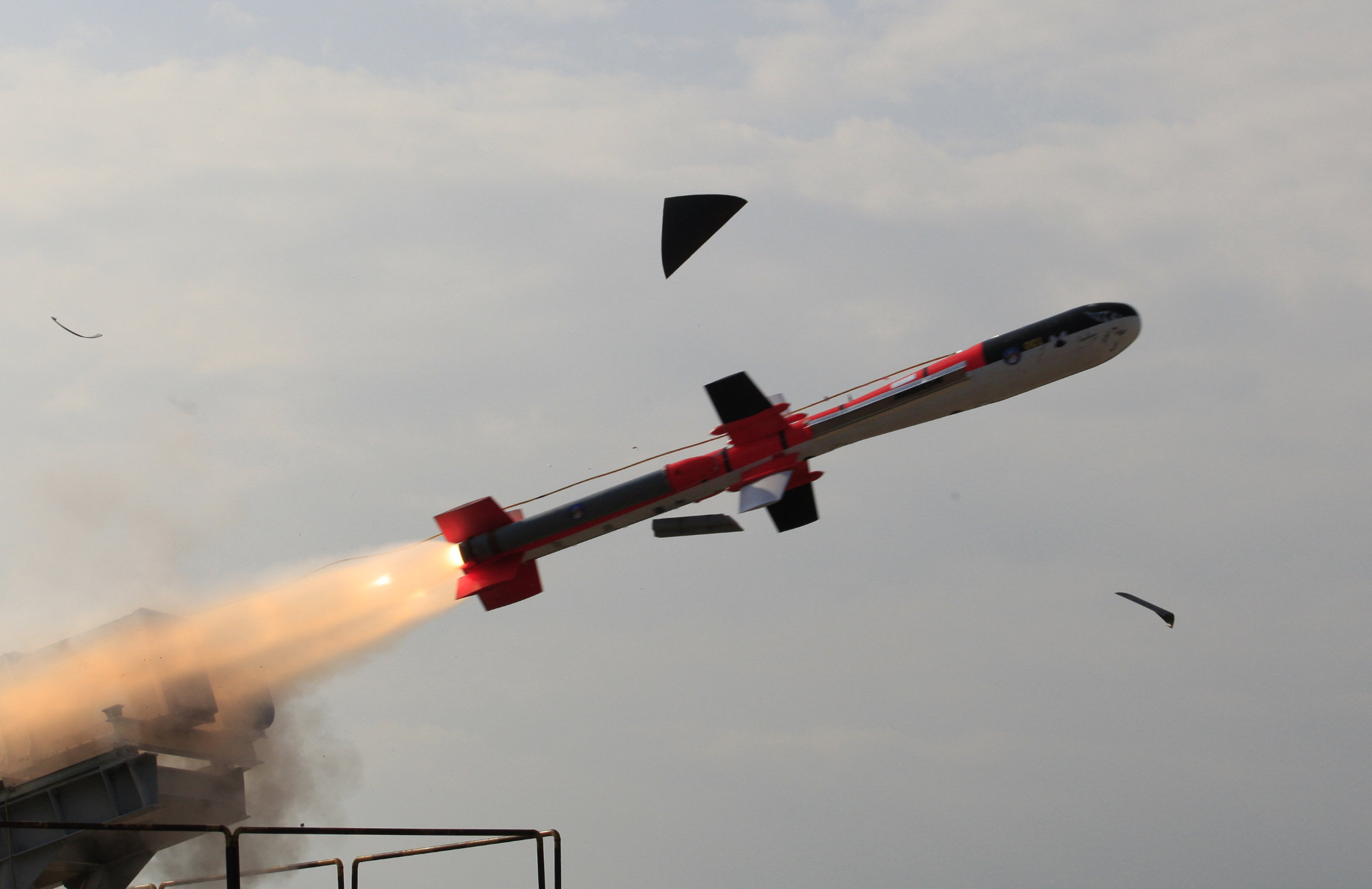 La nouvelle version navale du missile Marte qualifiée | Mer et Marine