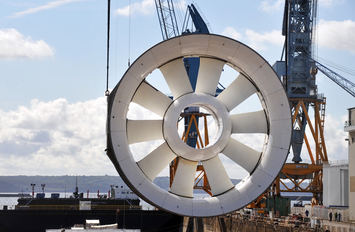EDF Lance Sa Premi re Hydrolienne Br hat Mer Et Marine