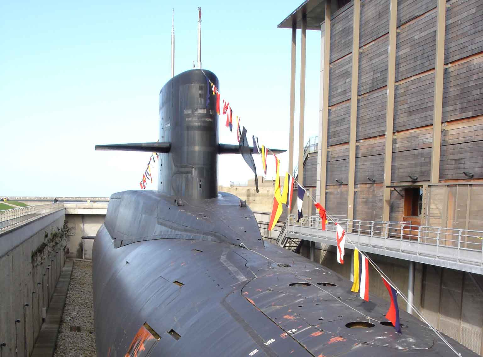 Il y a quarante ans, la France lançait son premier SNLE | Mer et Marine