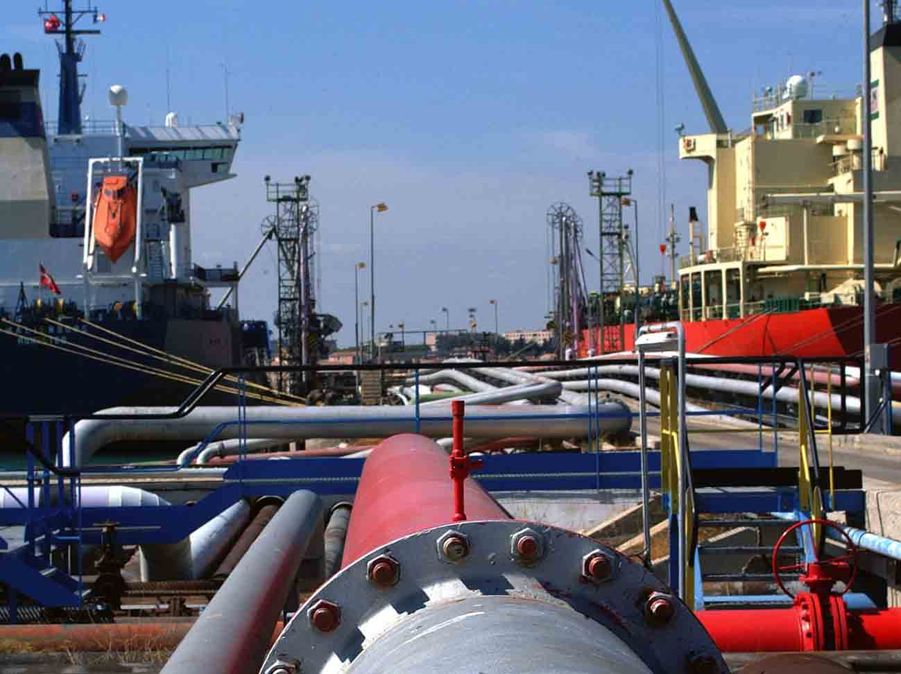 10ème jour de blocage pour les terminaux de Fos et Lavéra | Mer et Marine