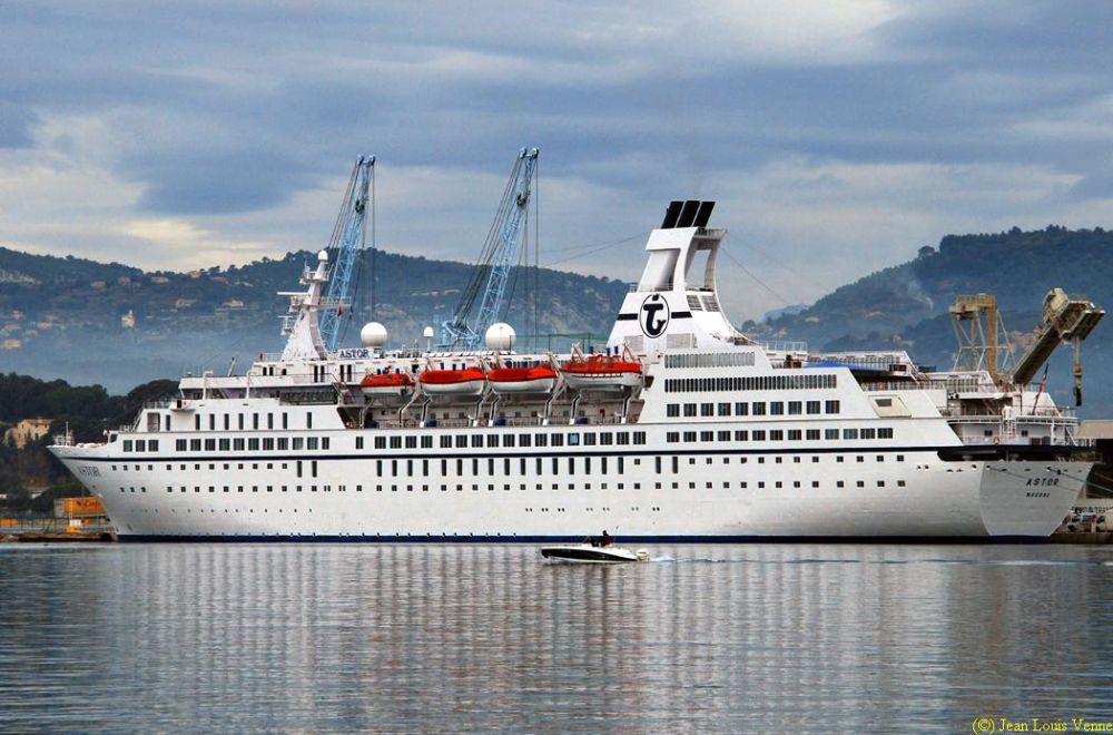 Cruise & Maritime Voyages reprend l’Astor | Mer et Marine