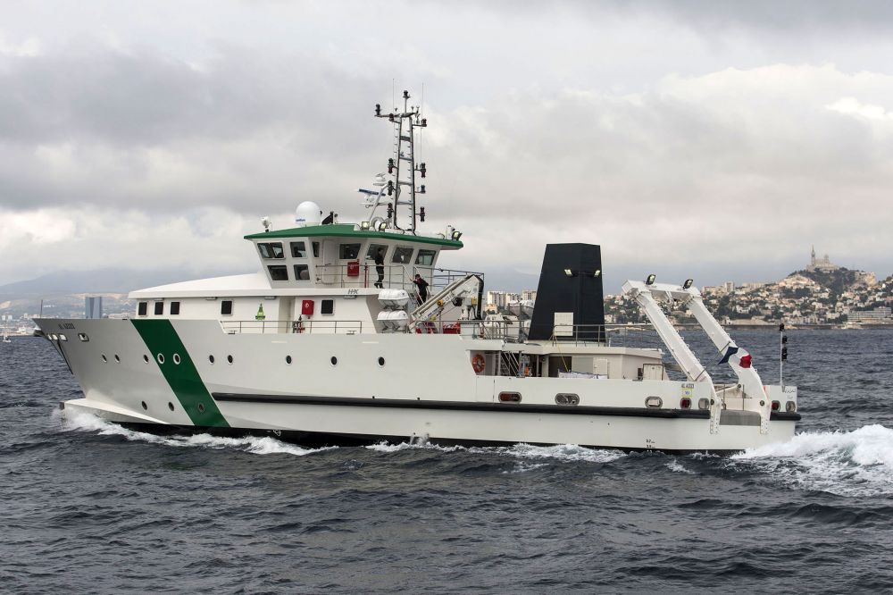 H2X : Inauguration et premiers bords pour le navire hydro ...