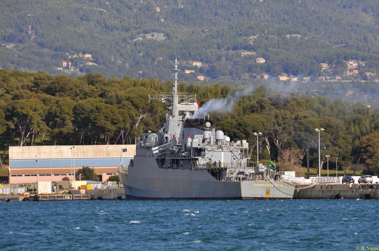 Une frégate brésilienne passe une semaine à Toulon | Mer et Marine
