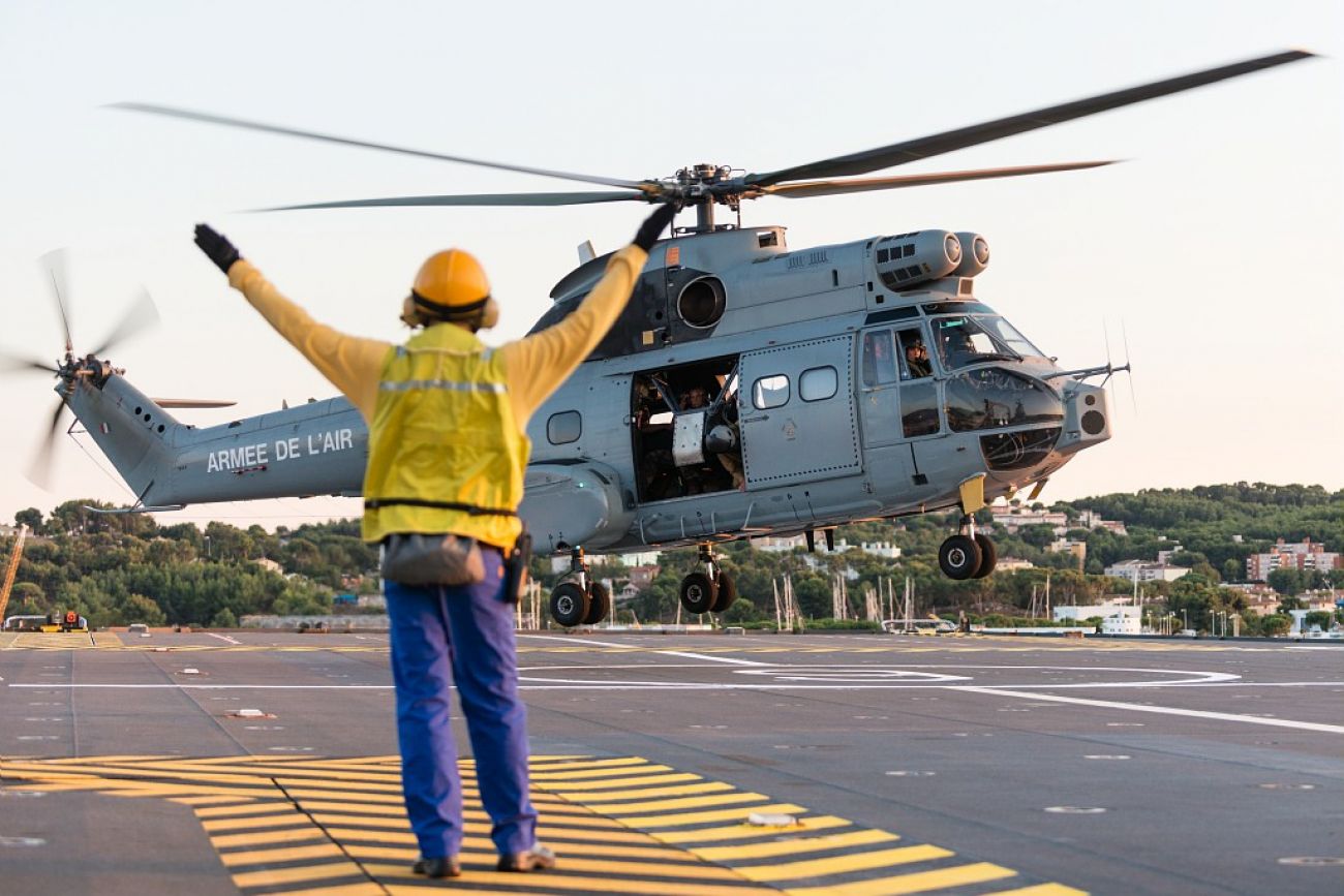 Le BPC Tonnerre en route pour les Antilles | Mer et Marine