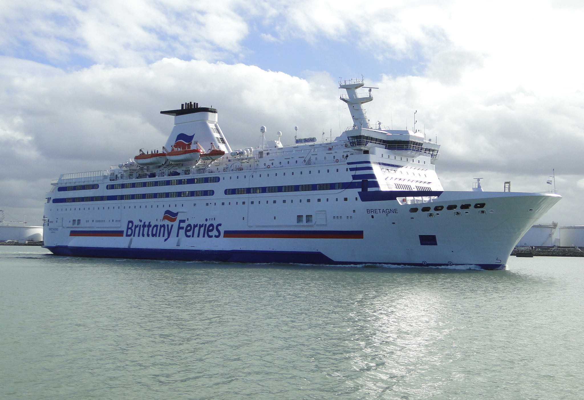Brittany Ferries prépare le renouvellement de sa flotte | Mer et Marine