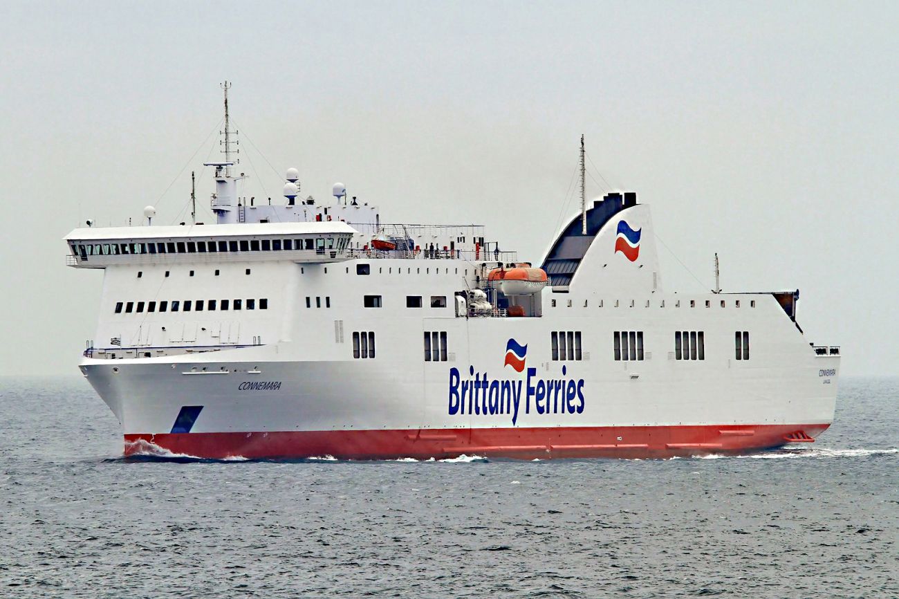 Brittany Ferries : le Connemara passe sous pavillon français | Mer et ...