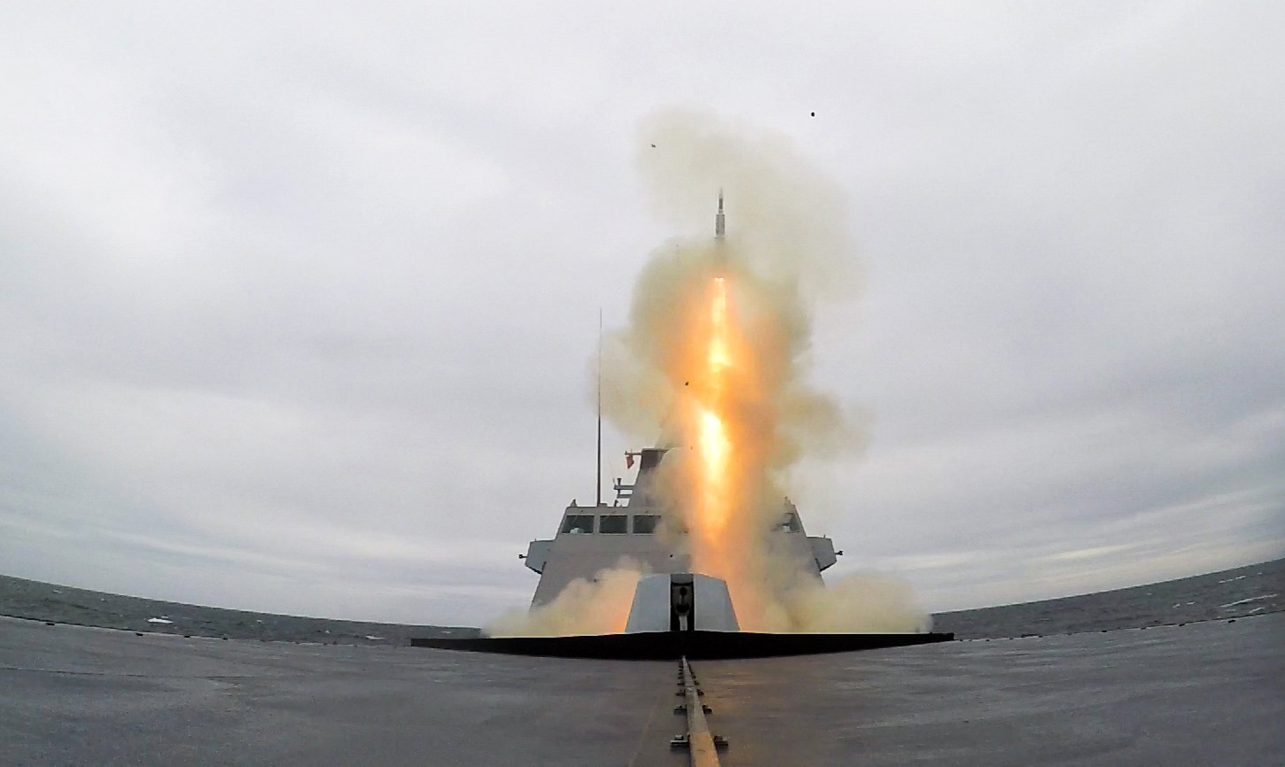 Aster 15 : MBDA développe une nouvelle version de son tueur de missiles | Mer et Marine