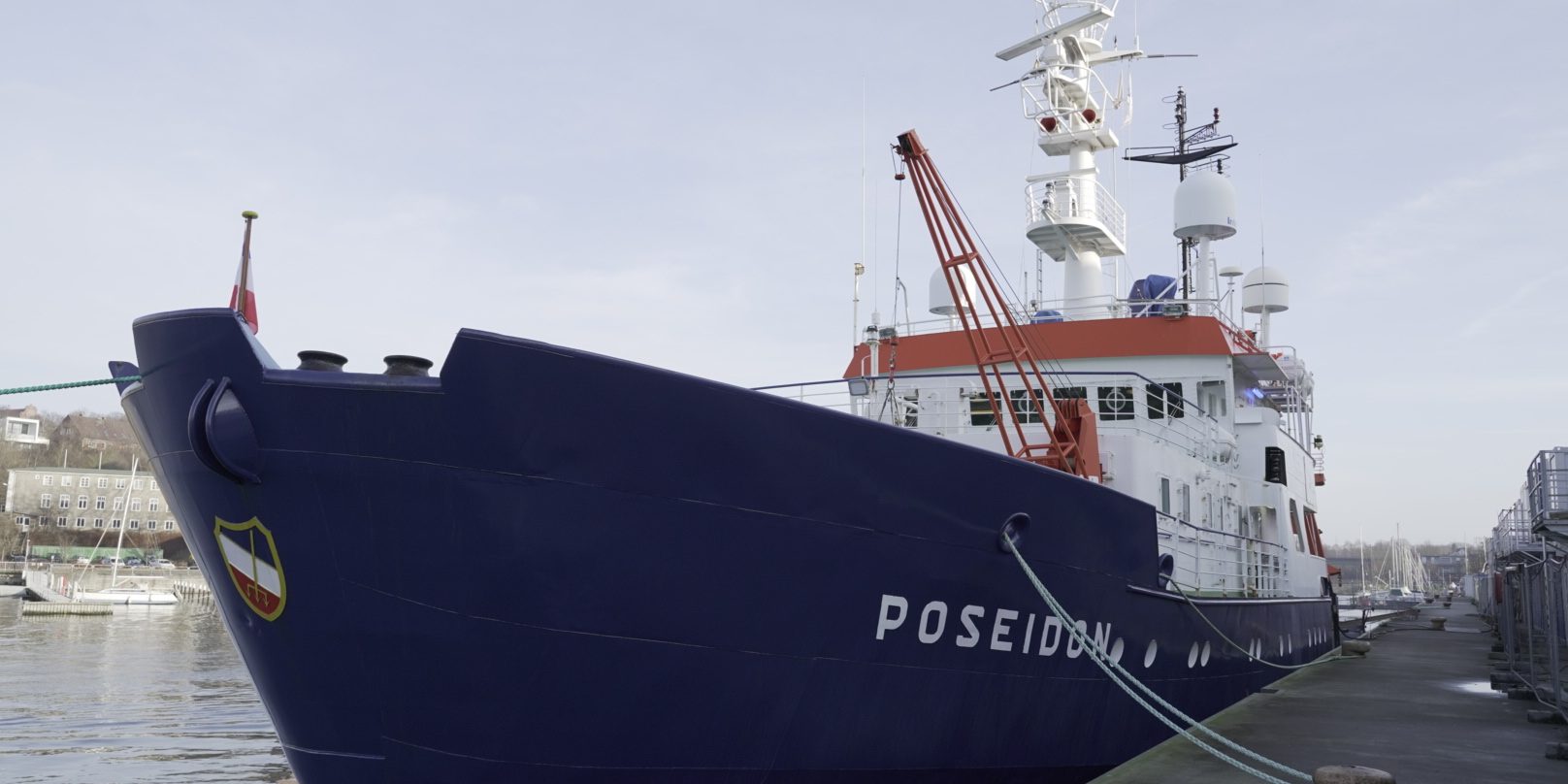 Un nouveau navire humanitaire pour le sauvetage de migrants en ...