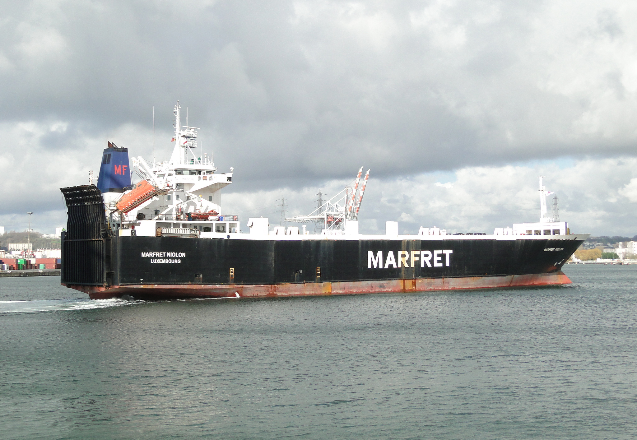 Marfret installe des turbovoiles eConowind sur le roulier Marfret ...