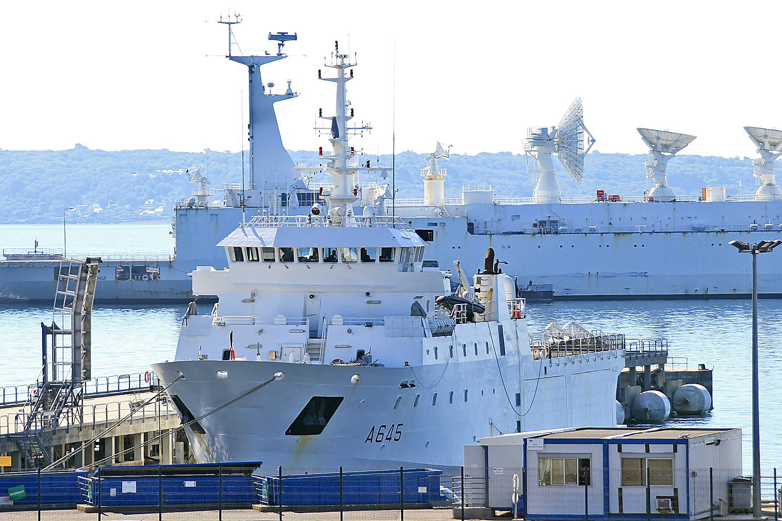 Le discret Alizé dans les eaux bretonnes | Mer et Marine