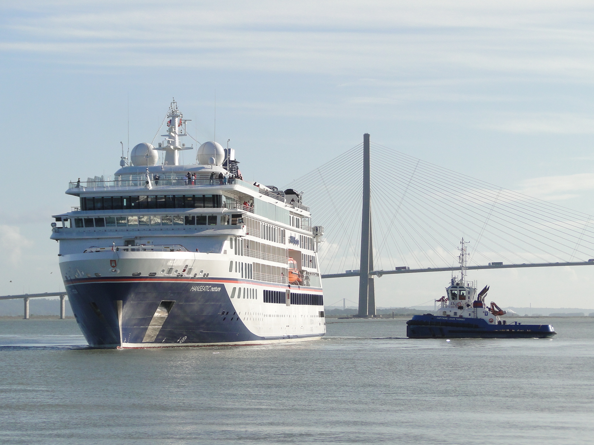 Honfleur accueille pour la première fois l’Hanseatic Nature | Mer et Marine