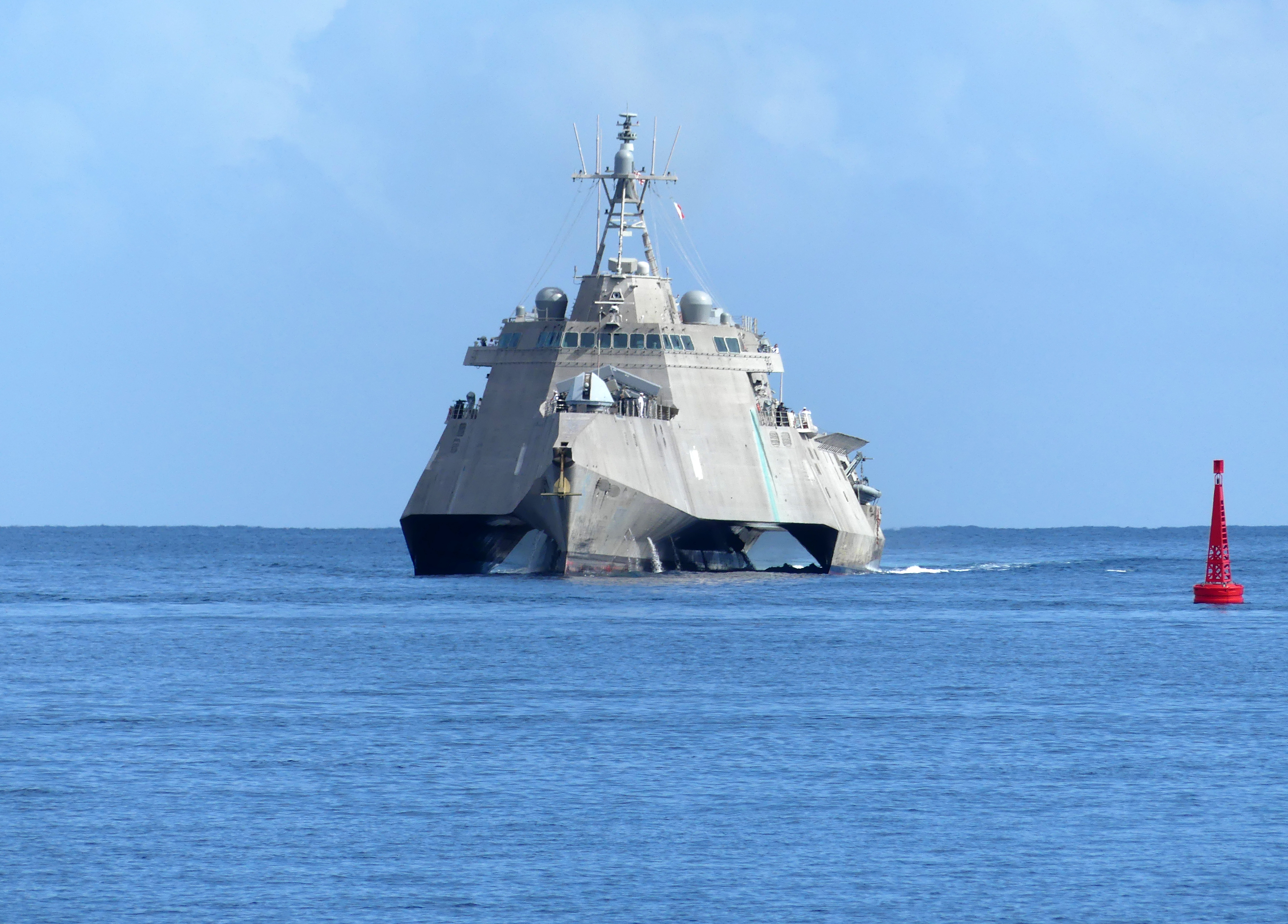 Un LCS américain à Tahiti | Mer et Marine