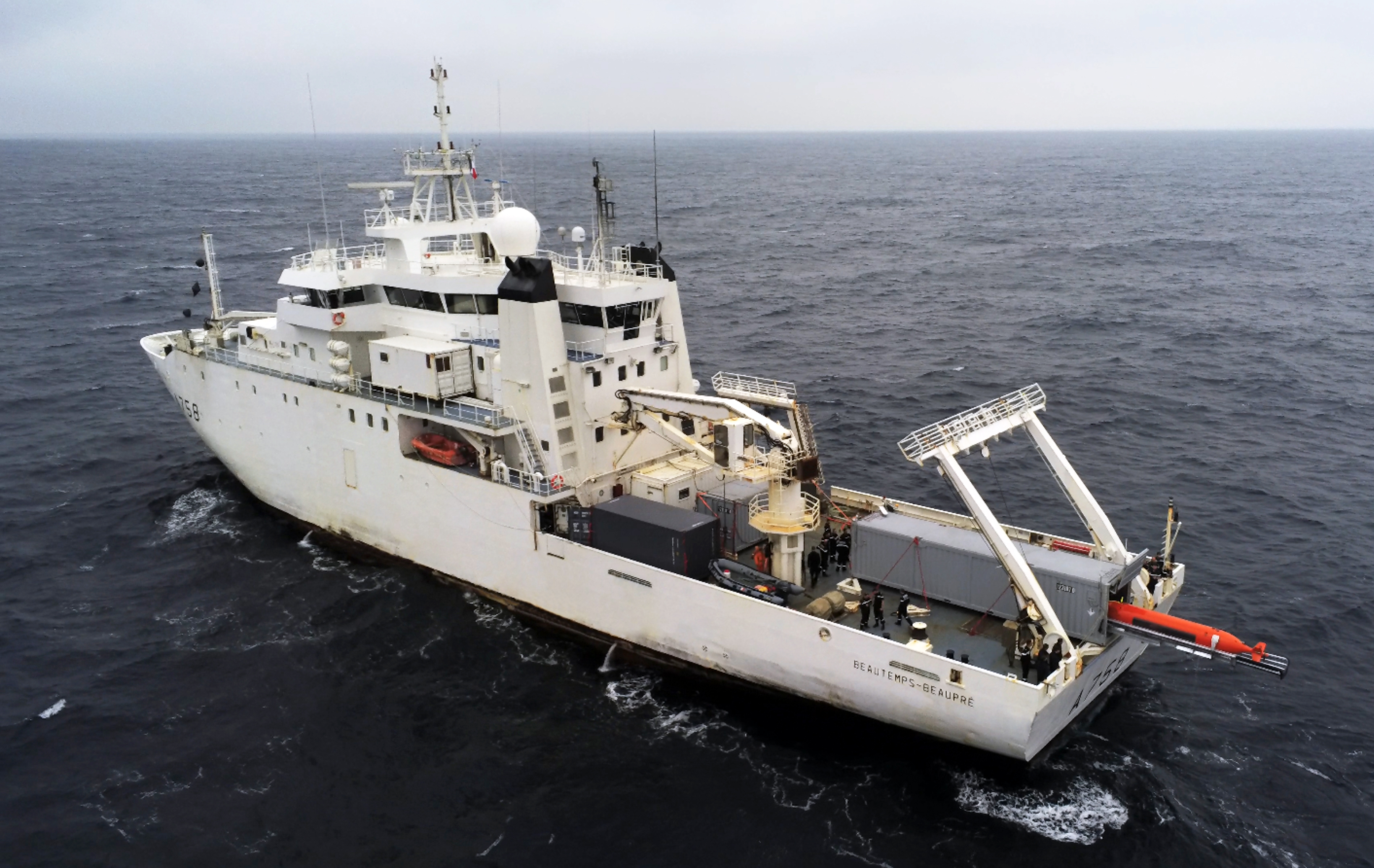 Grands fonds : la Marine nationale conduit ses premières opérations ...