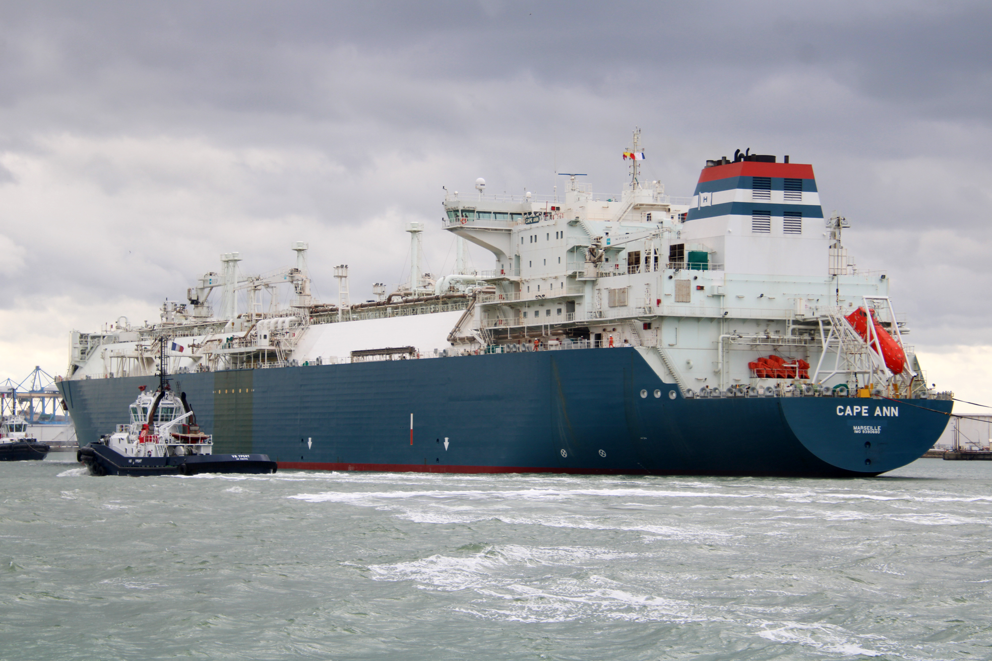 Le FSRU Cape Ann démarre son activité gazière au Havre | Mer et Marine