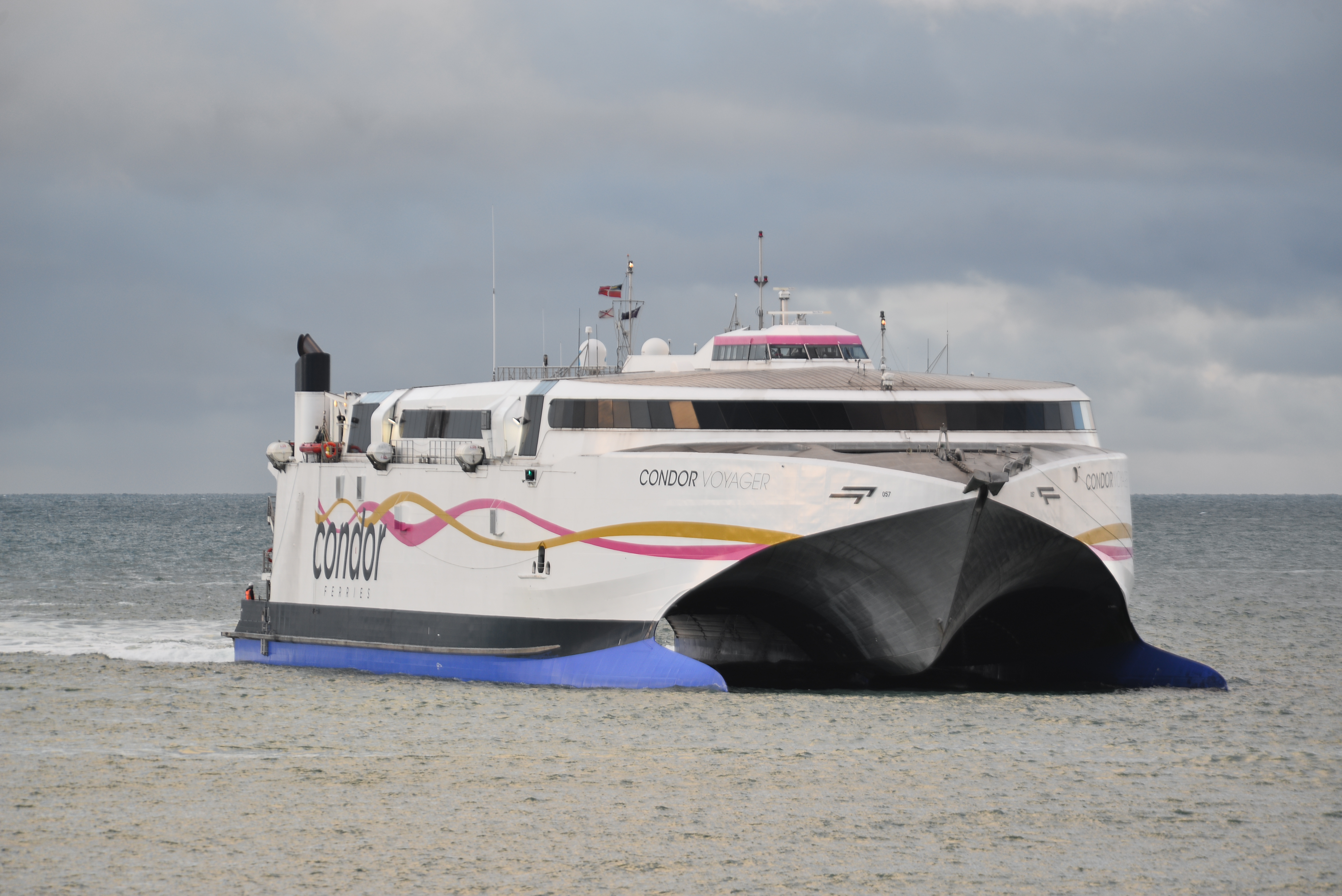 Condor Ferries va postuler au nouvel appel d'offres de la desserte de ...