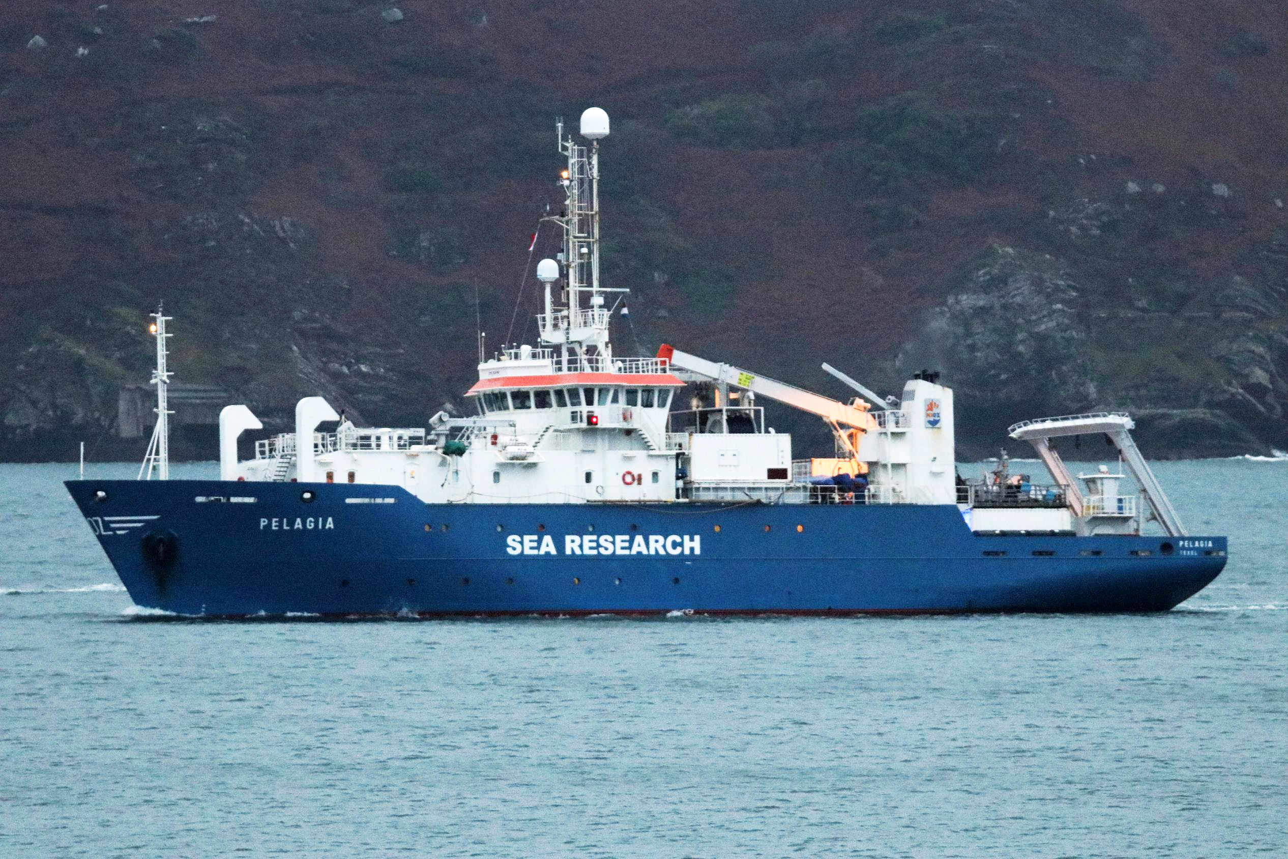 Le navire océanographique néerlandais Pelagia de passage à Brest | Mer ...