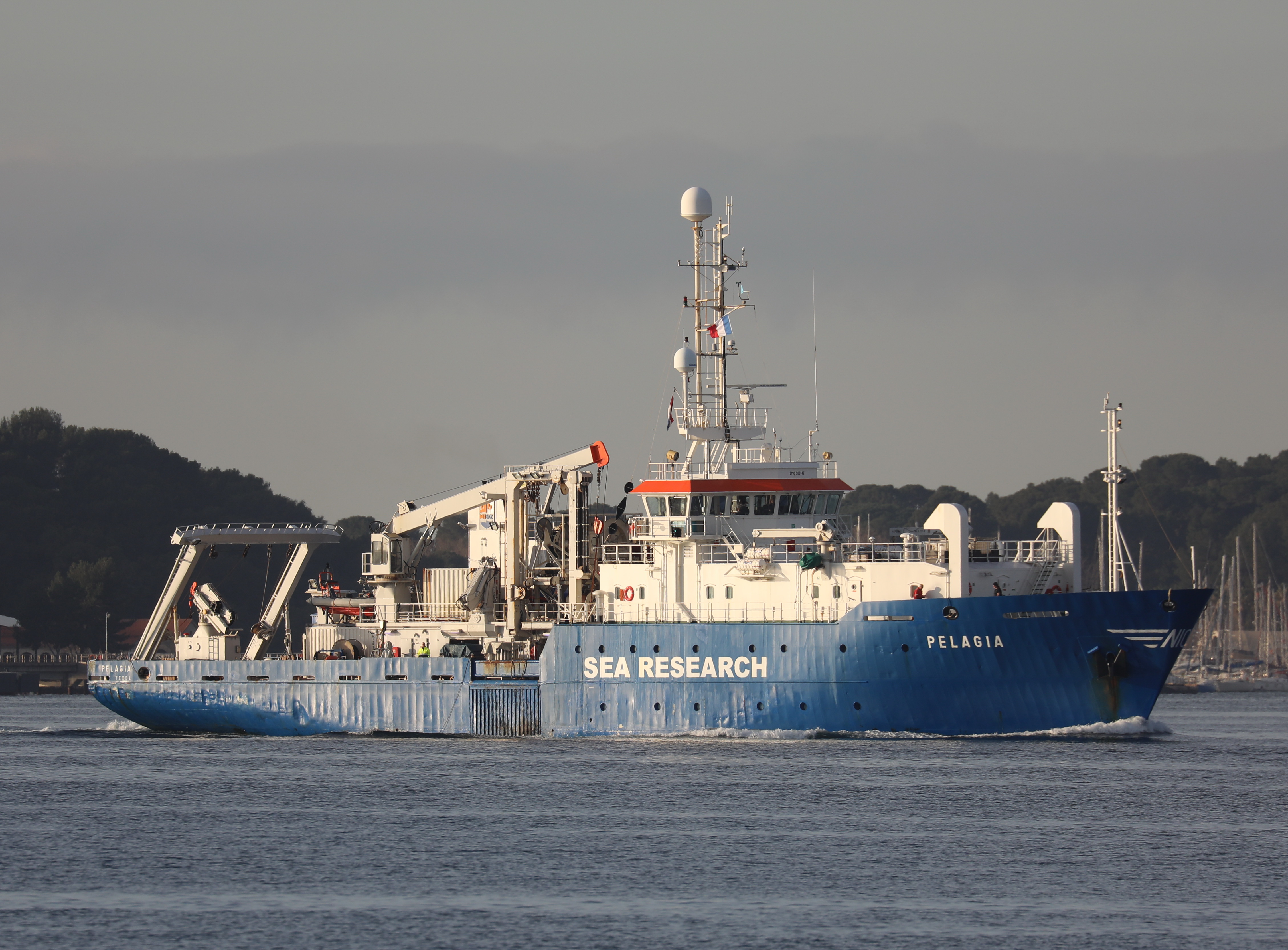 Le navire océanographique néerlandais Pelagia en escale à La Seyne ...