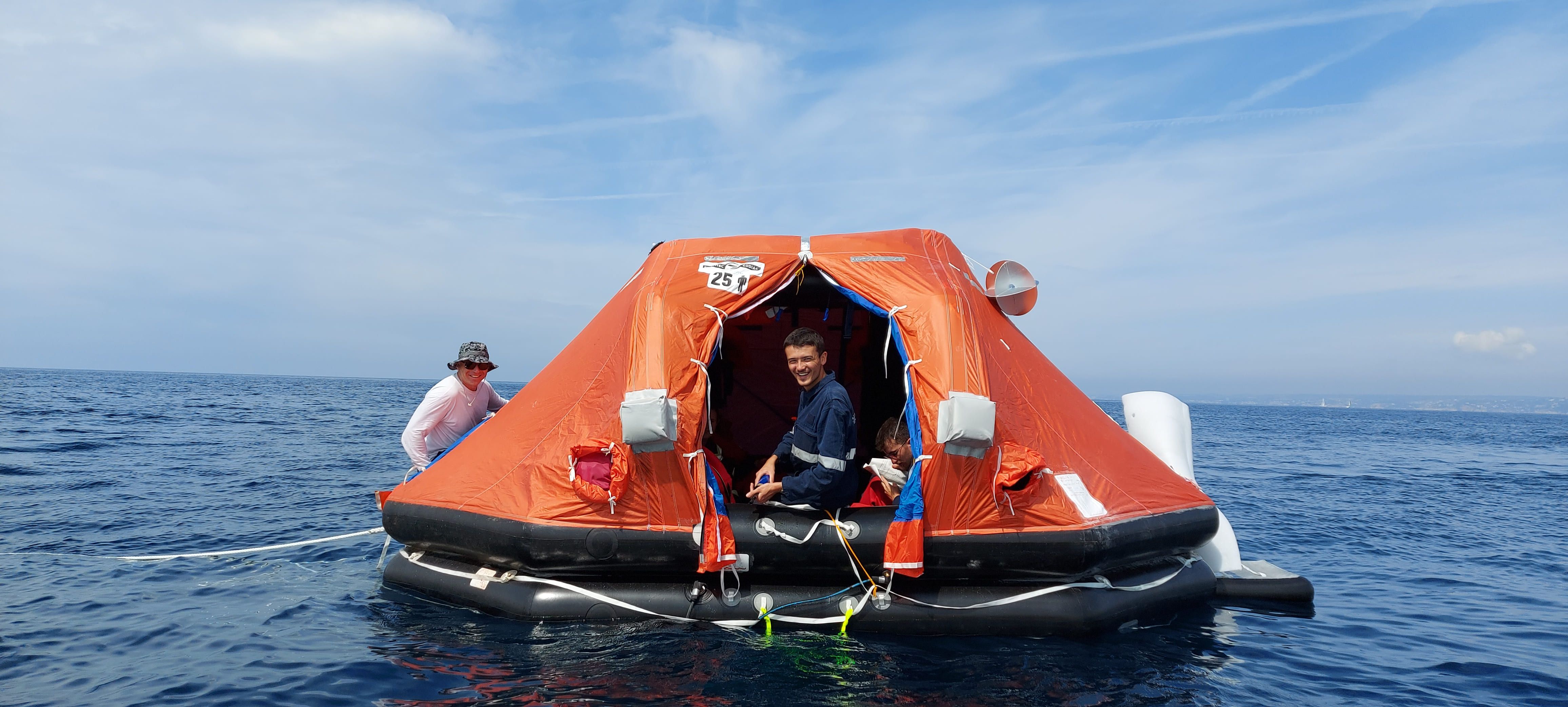 Au Rad’Lô : l’expérience de survie en mer décalée à septembre | Mer et ...