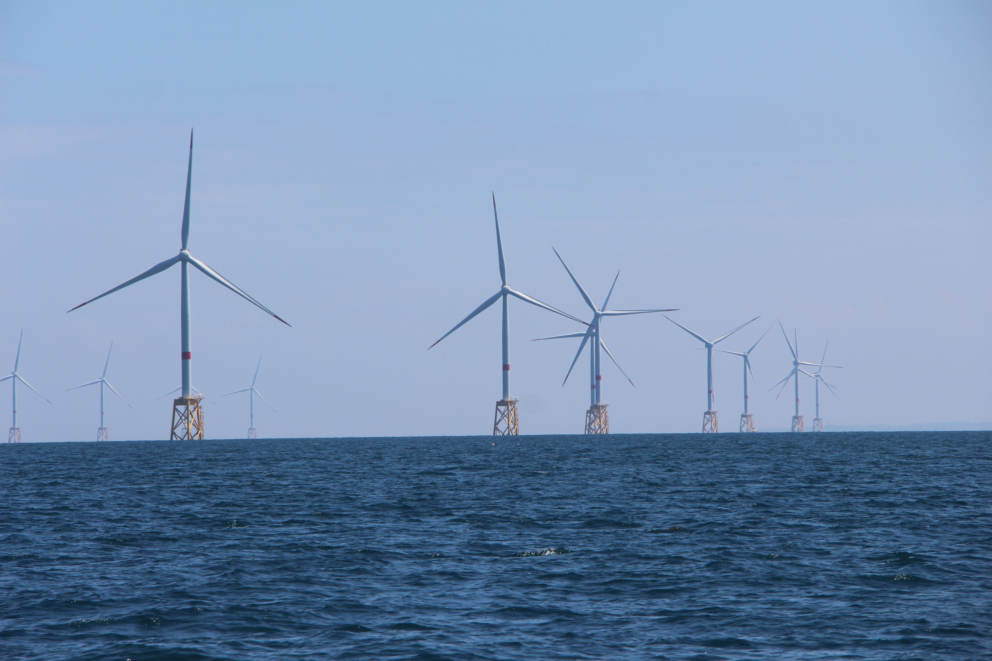 Éolien aux États-Unis : un tribunal fédéral autorise la reprise de la ...