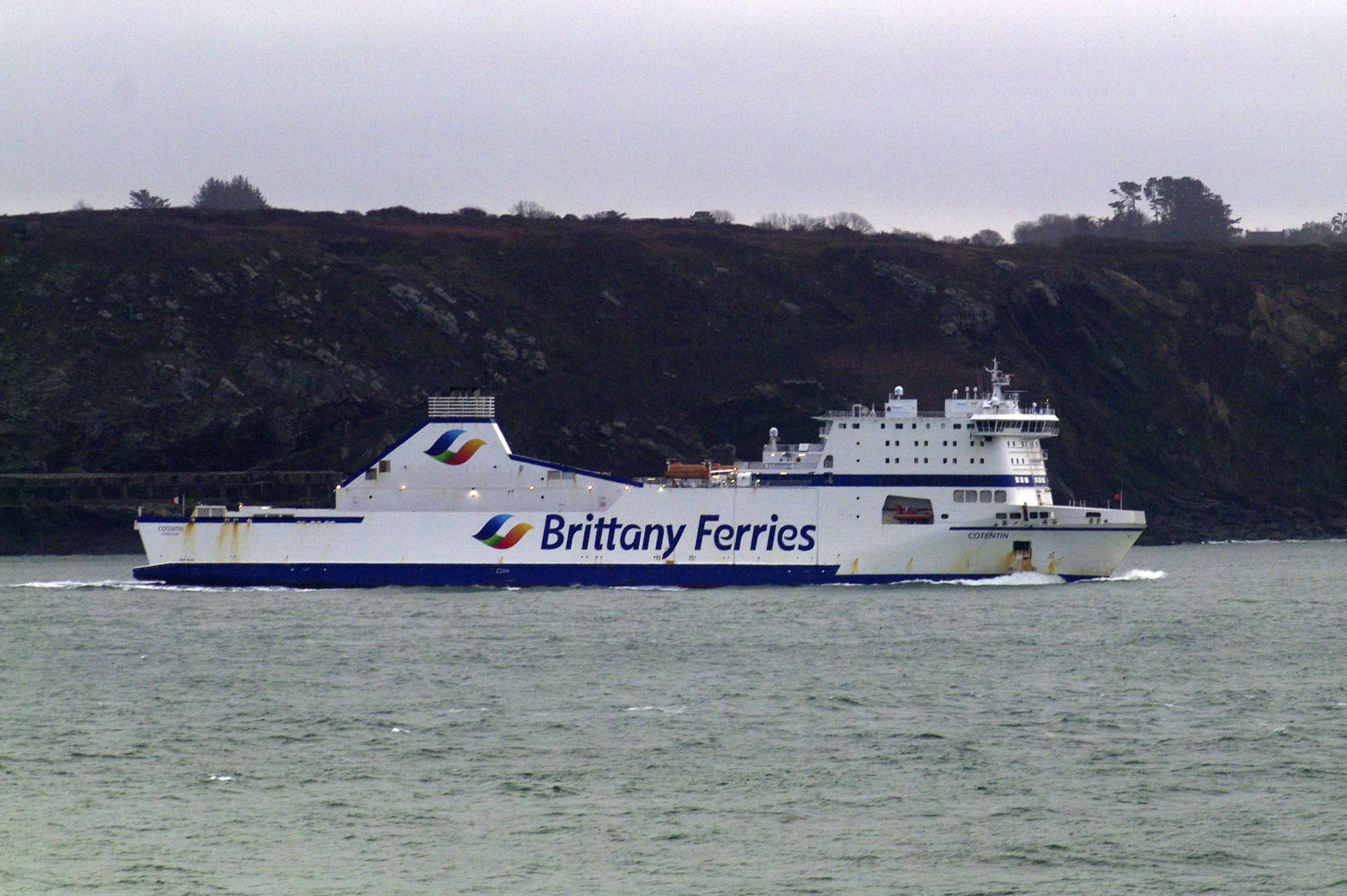 Contre-terrorisme maritime : simulation d’une prise d’otages sur le Cotentin de Brittany Ferries ...