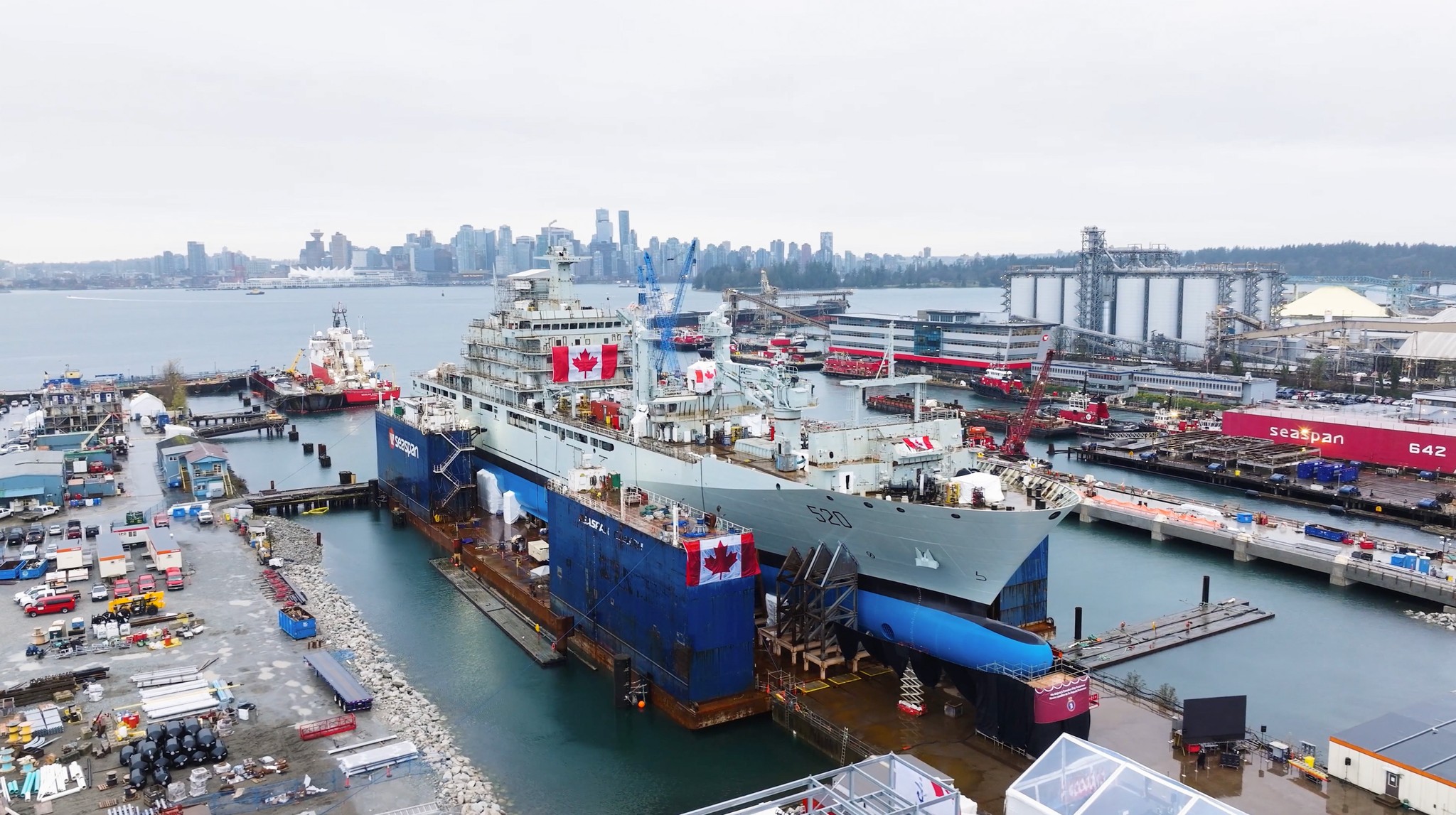 Seaspan achève enfin la coque du premier des nouveaux ravitailleurs de ...