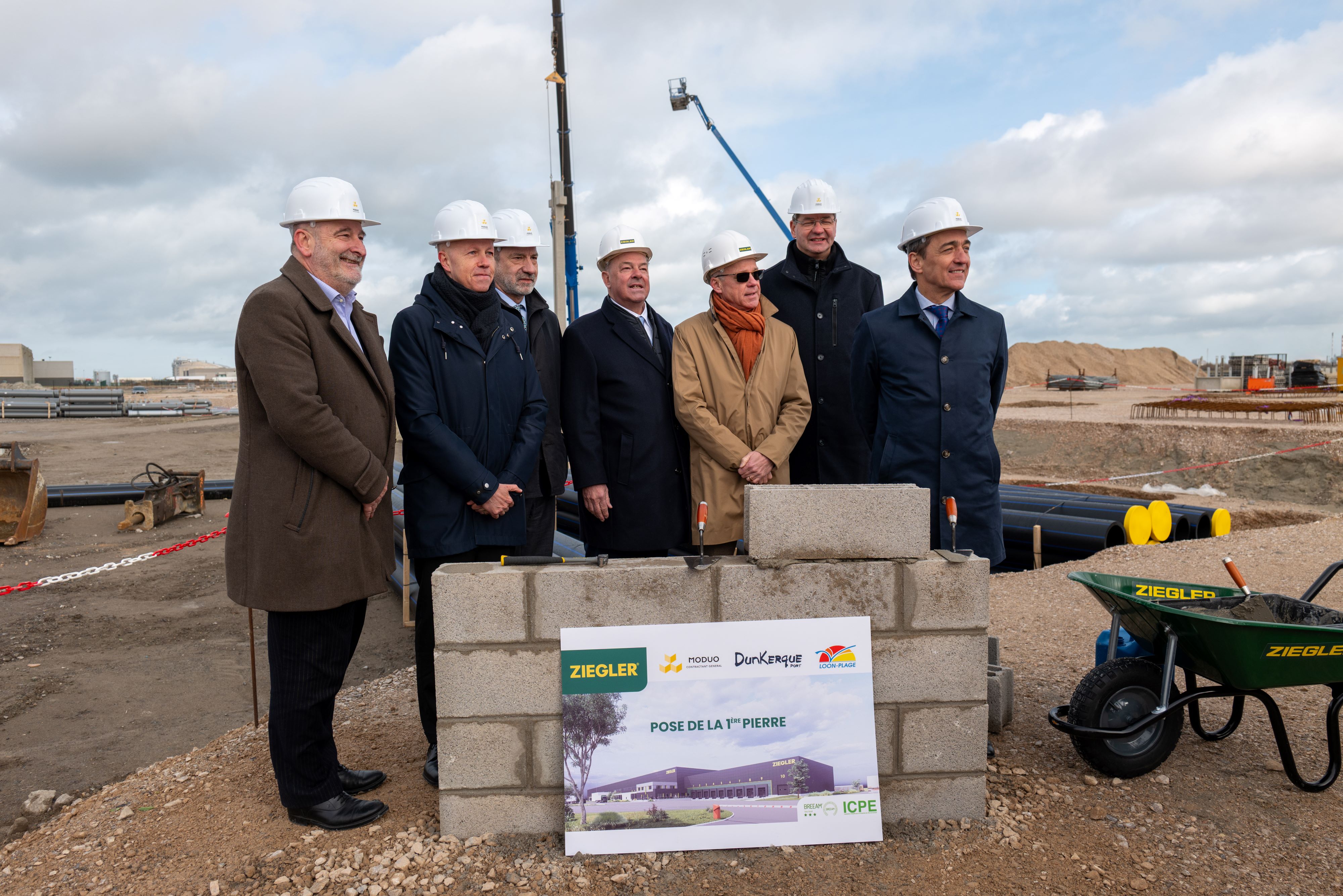 Ziegler pose la première pierre de sa future agence multimodale au port ...