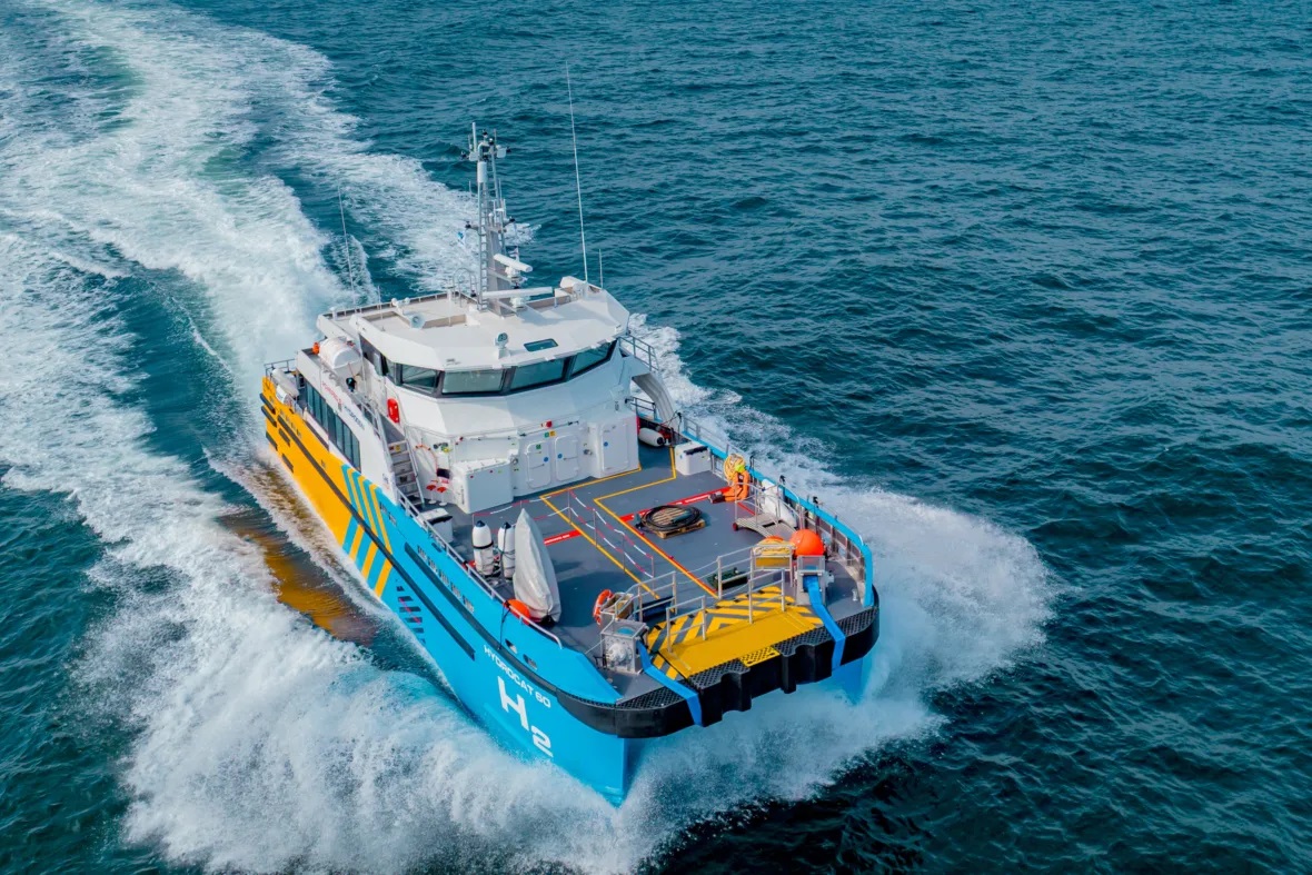 Windcat : un premier CTV de design MK5 bicarburant à hydrogène | Mer et ...