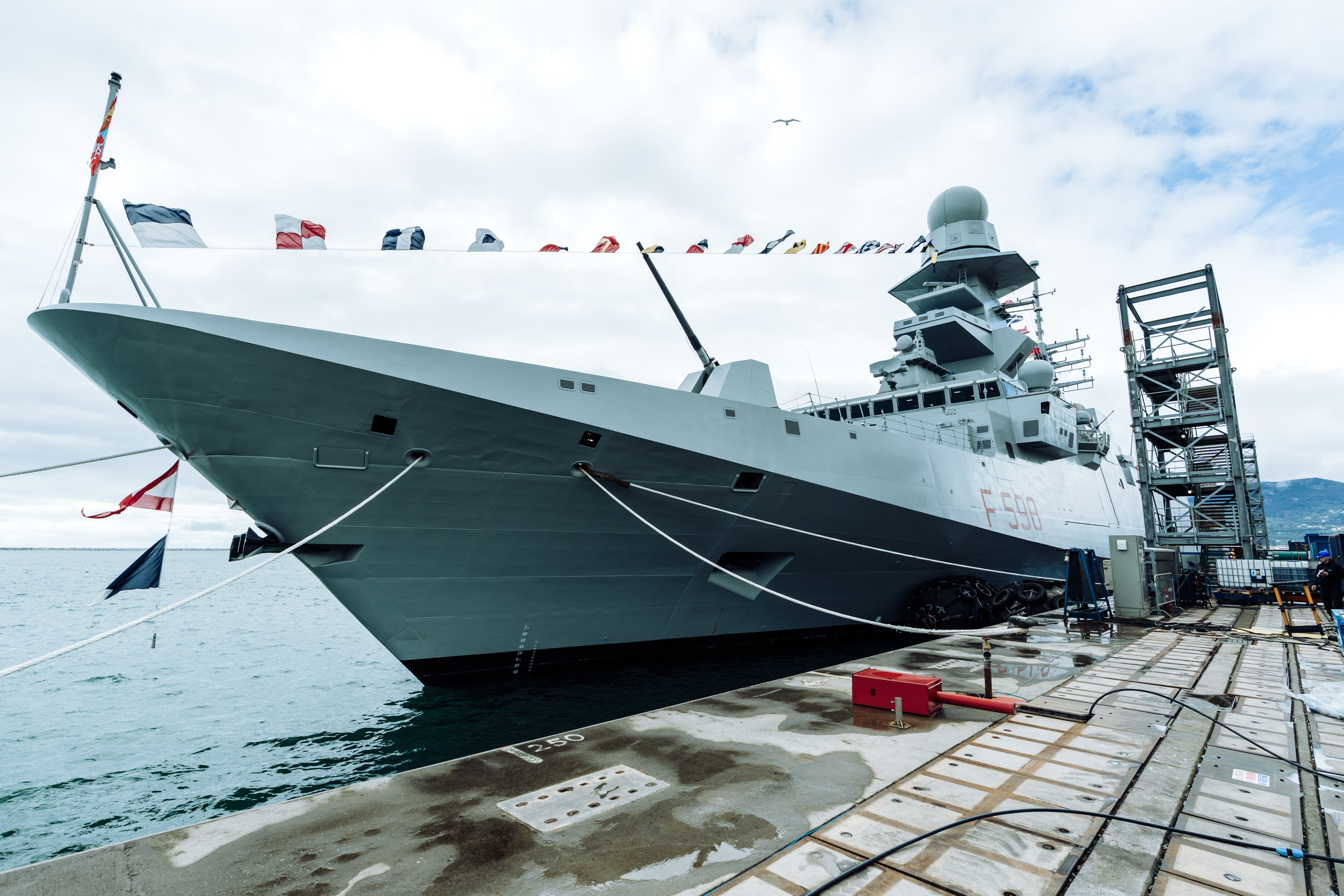 La marine italienne prend livraison de sa neuvième FREMM | Mer et Marine