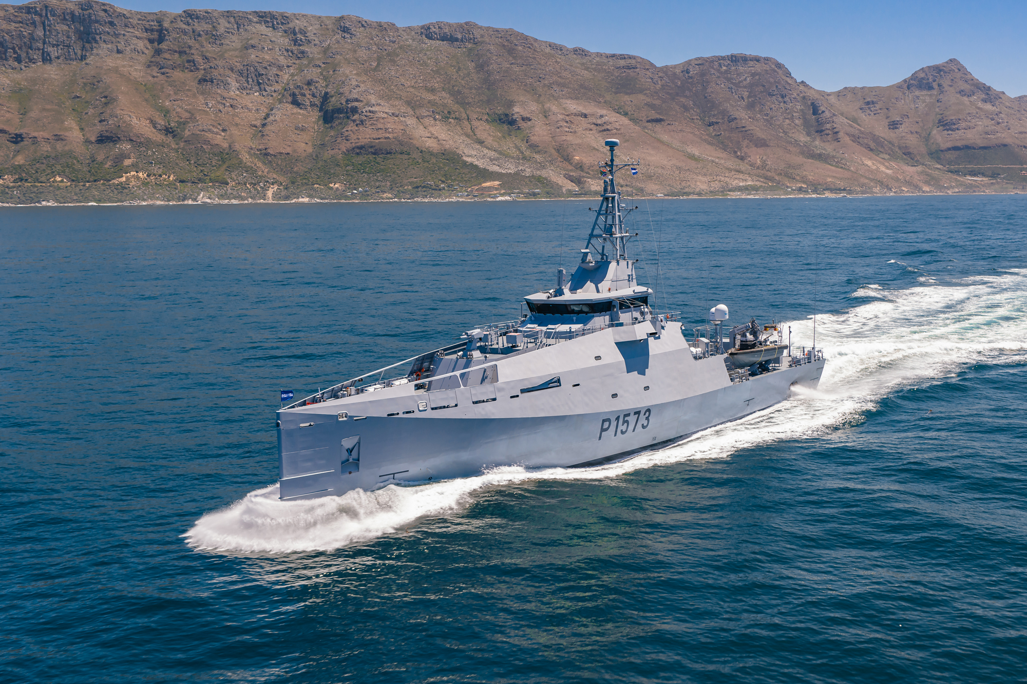 Damen livre à la marine sud-africaine son troisième patrouilleur du ...