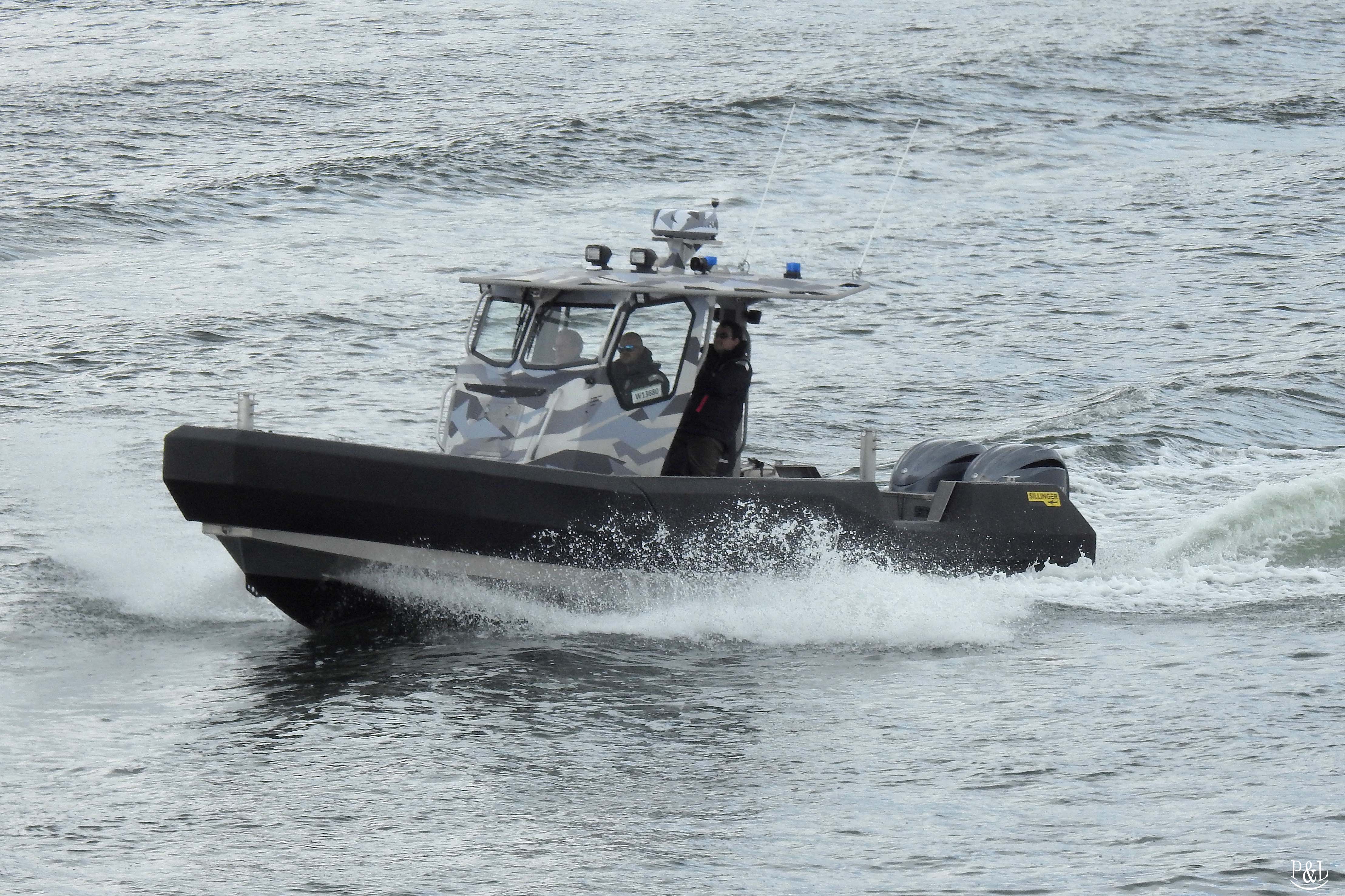 820 ALURAID : le nouveau semi-rigide de Sillinger à flotteur renforcé ...