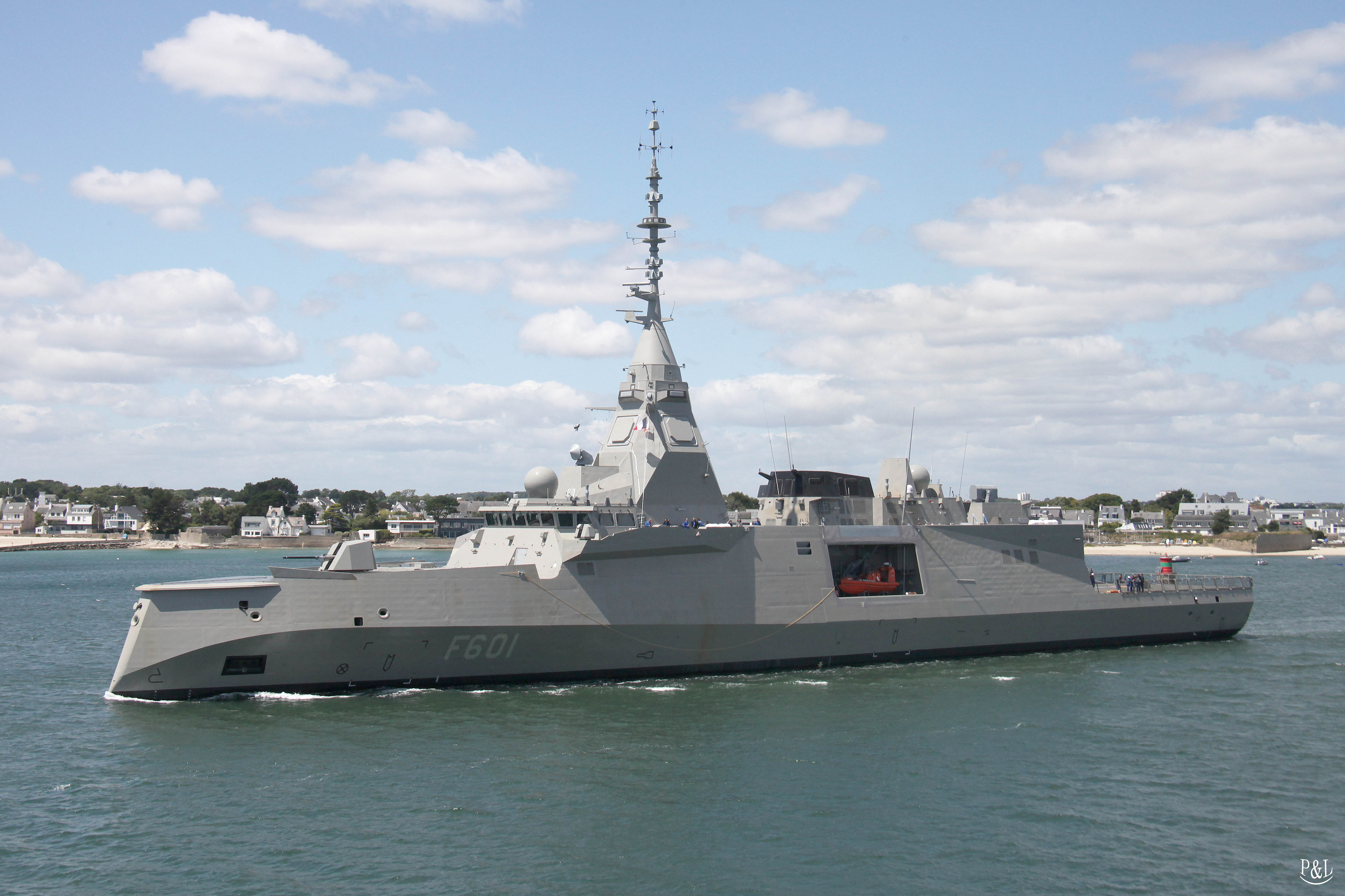 La FDI grecque Kimon reprend la mer | Mer et Marine