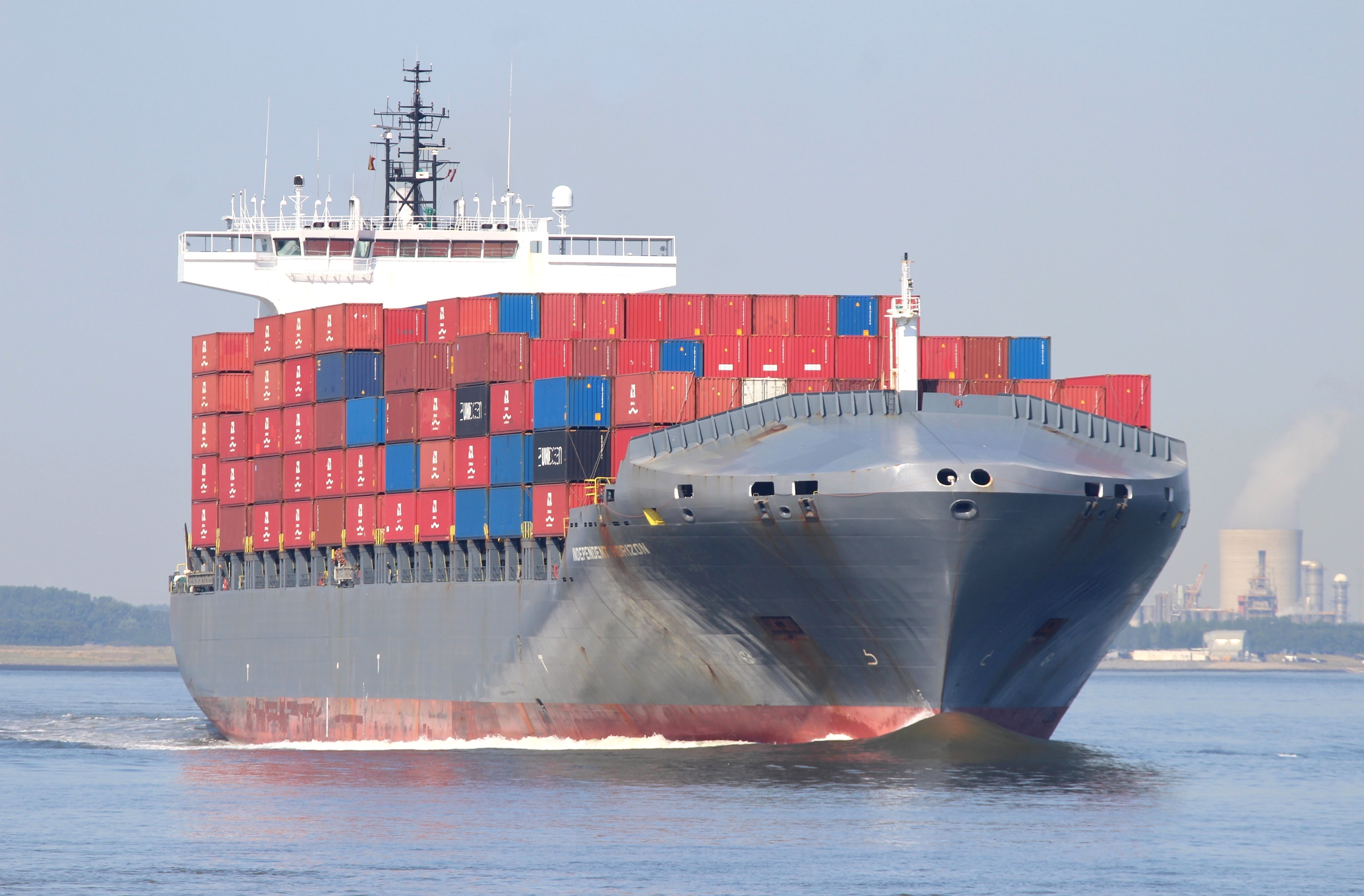 Conteneurs : la métronomisation des services tarde à revenir | Mer et ...