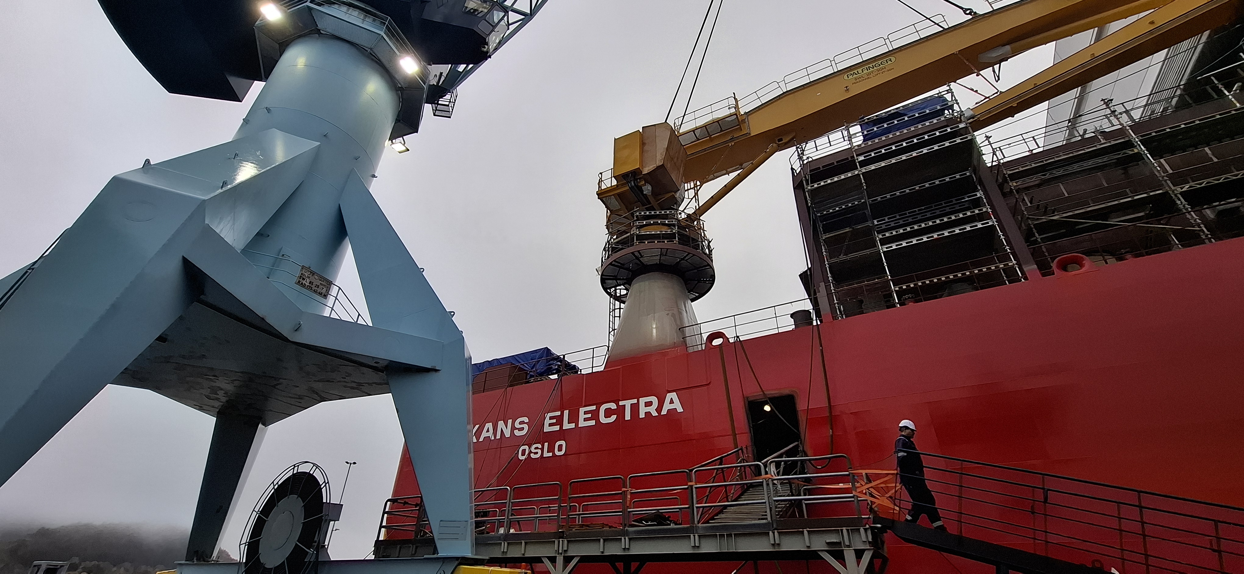 Le câblier Nexans Electra remis à l'eau dans les chantiers Ulstein ...