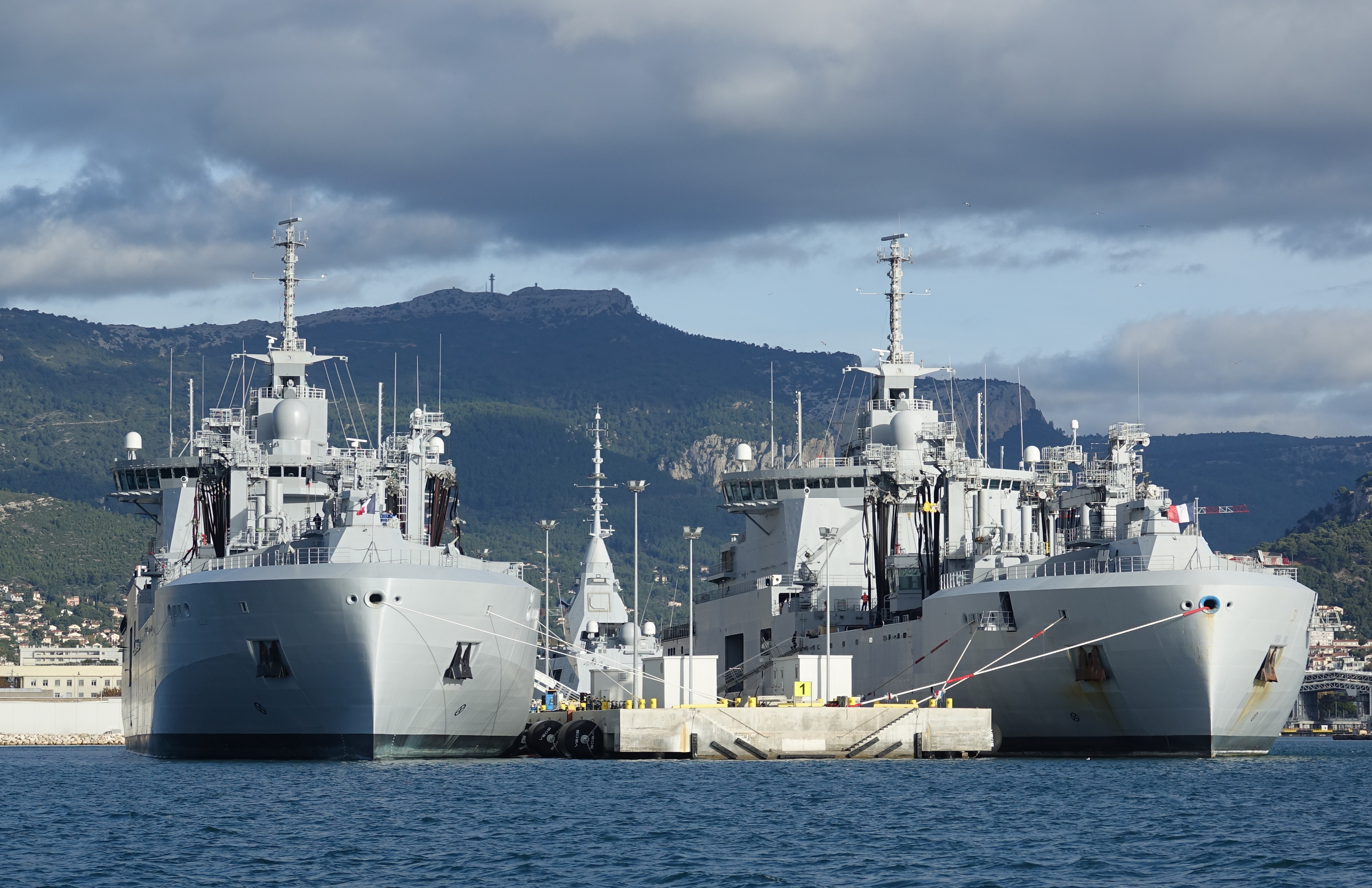 La Marine nationale va prendre livraison de son deuxième BRF, le ...