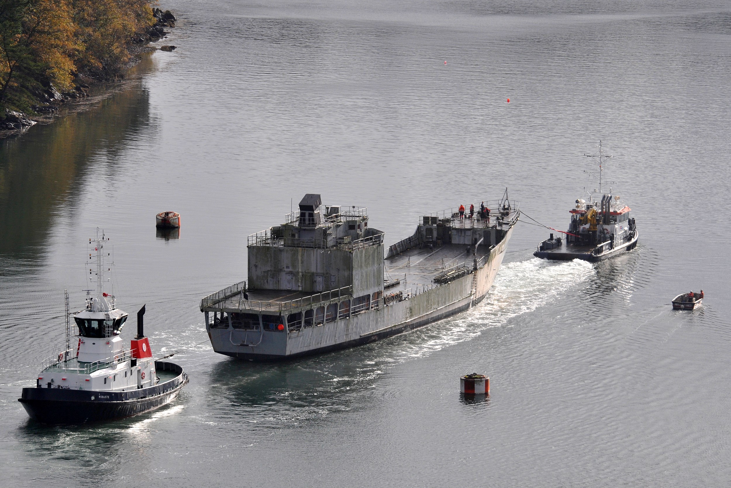 L’ex-Batral Dumont d’Urville a rejoint Le Havre pour s’y faire ...