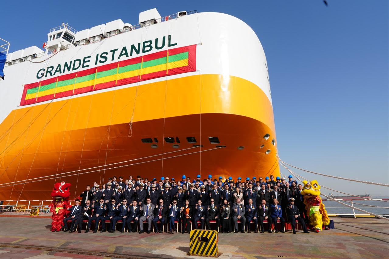 Grimaldi Group réceptionne le PCTC ammonia-ready Grande Istanbul | Mer ...