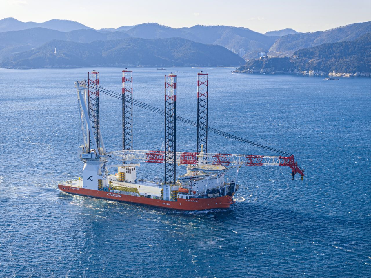 Hanwha Ocean va construire un navire d’installation pour l’éolien en ...