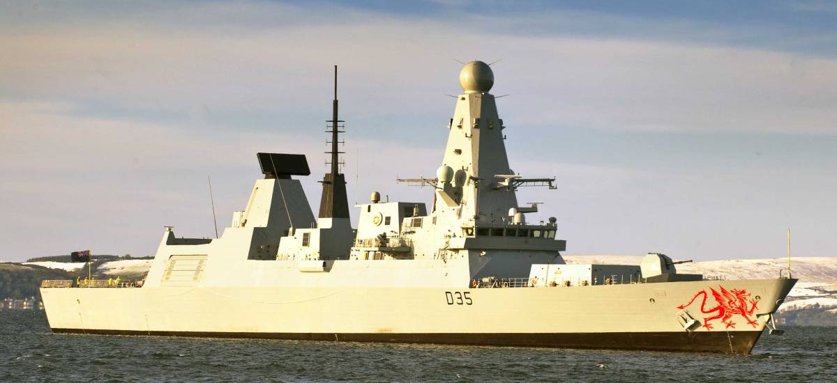 Le destroyer HMS Dragon achève ses premiers essais mer | Mer et Marine