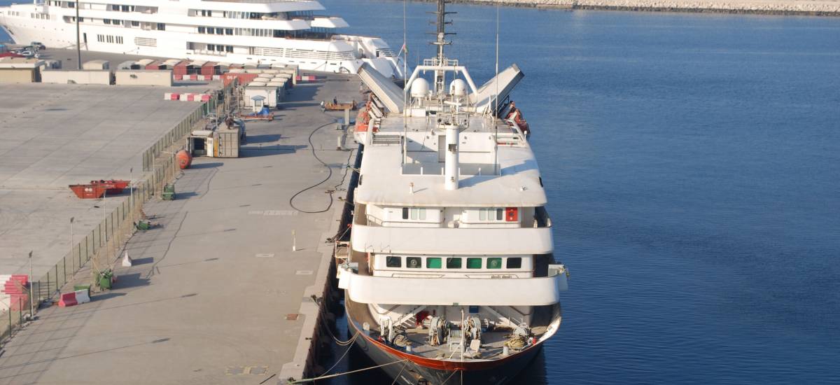 L'ancien easyCruise One toujours en attente à Dubaï | Mer et Marine