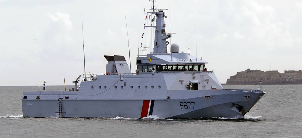 Le Cormoran assiste un coquiller en baie de Seine | Mer et Marine