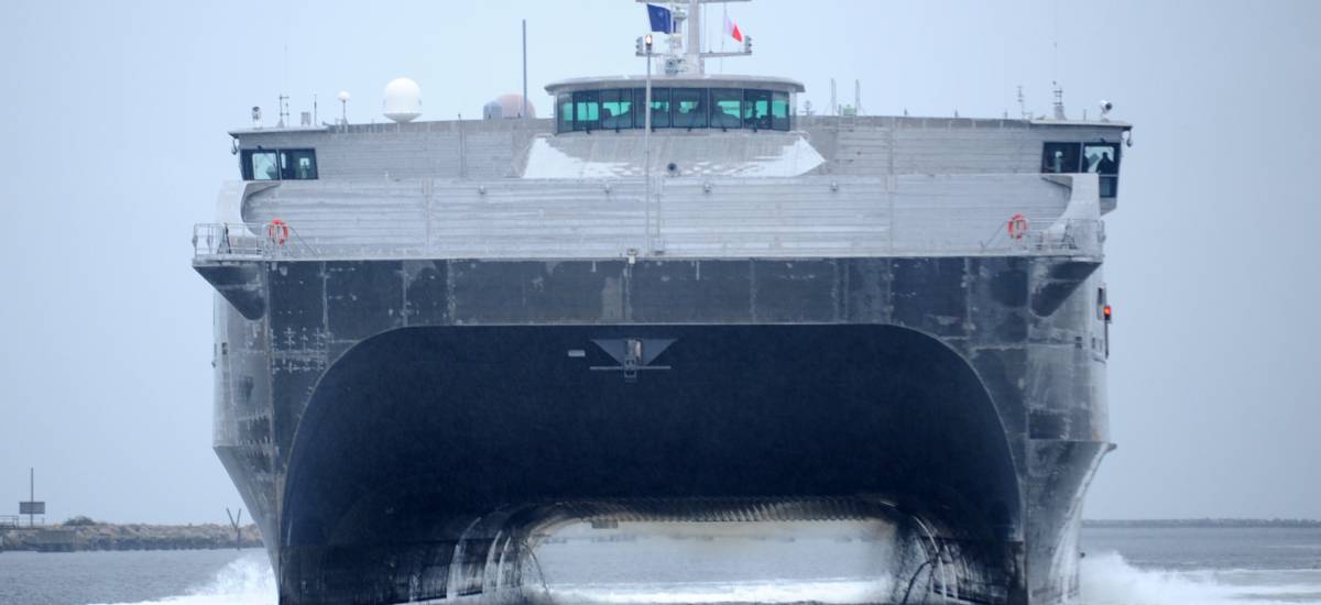 Livraison du second JHSV américain et mise à flot du troisième | Mer et ...