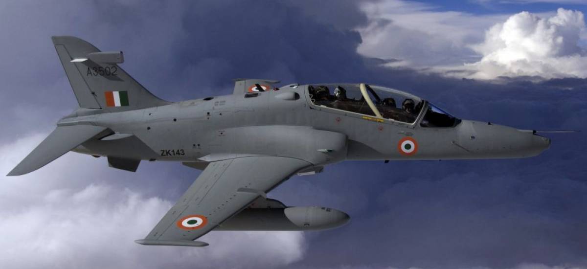 La marine indienne reçoit son premier Hawk | Mer et Marine