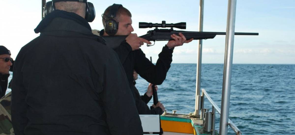 Le projet de loi sur la piraterie définitivement adopté par le ...