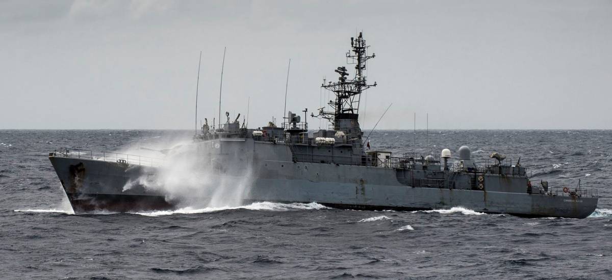 Le Commandant Blaison effectue une saisie d’armes au large de la Libye ...