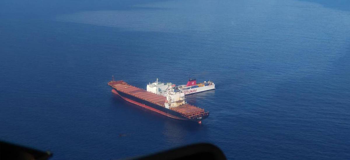 Trente jours d’opération de lutte antipollution en octobre | Mer et Marine