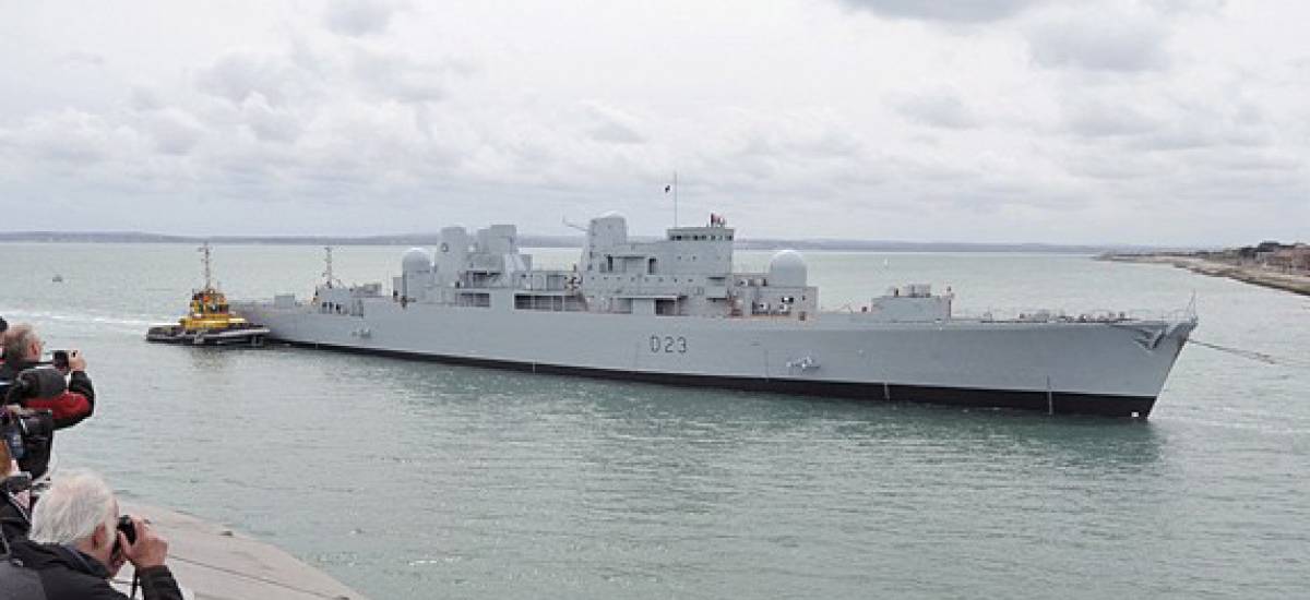 Royal Navy : le HMS Bristol enfin désarmé | Mer et Marine