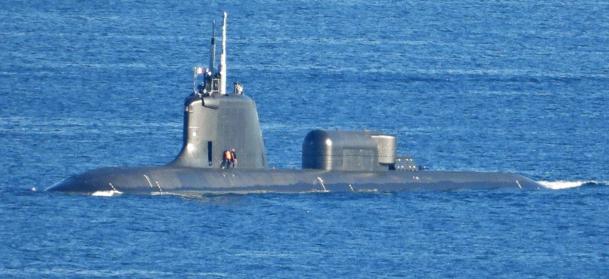 Le Suffren, équipé du DDS, réalise son premier déploiement en océan ...